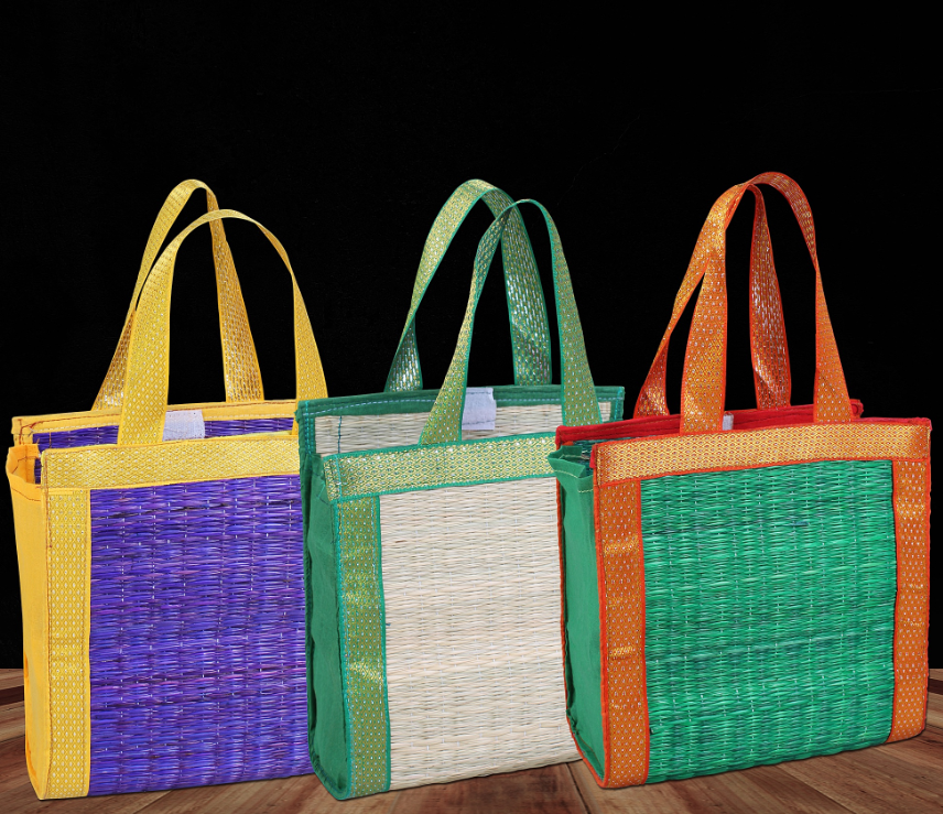 Kora grass Thamboolam Bags, Indian Return Gift Bags, Korai Mat Bags ...
