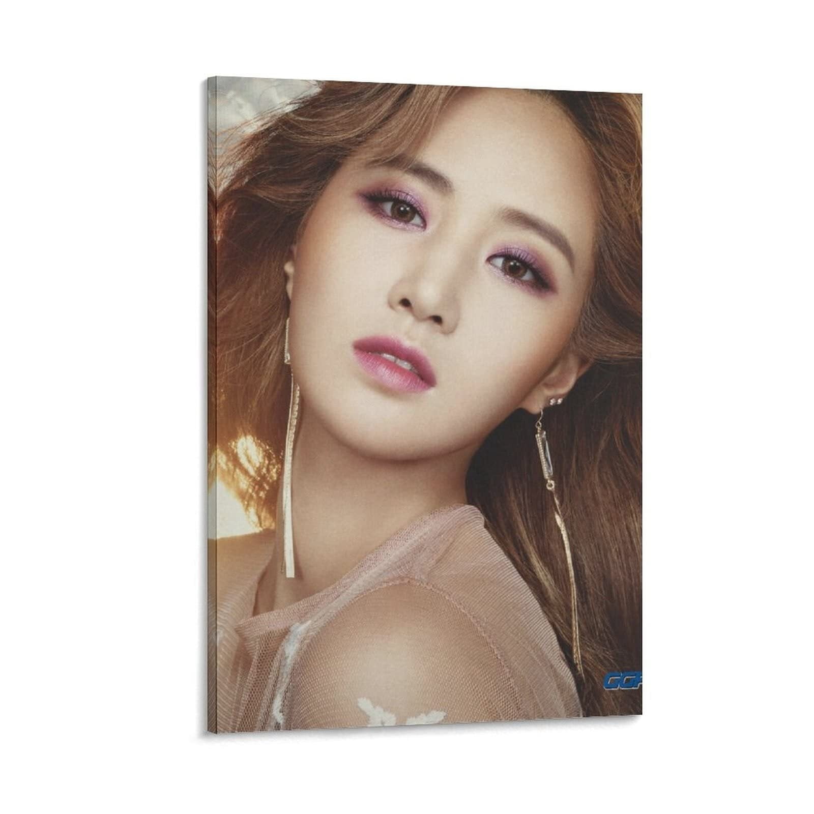 Korean Actress Kwon Yu-Ri Poster Decorative Painting Canvas Wall Art ...
