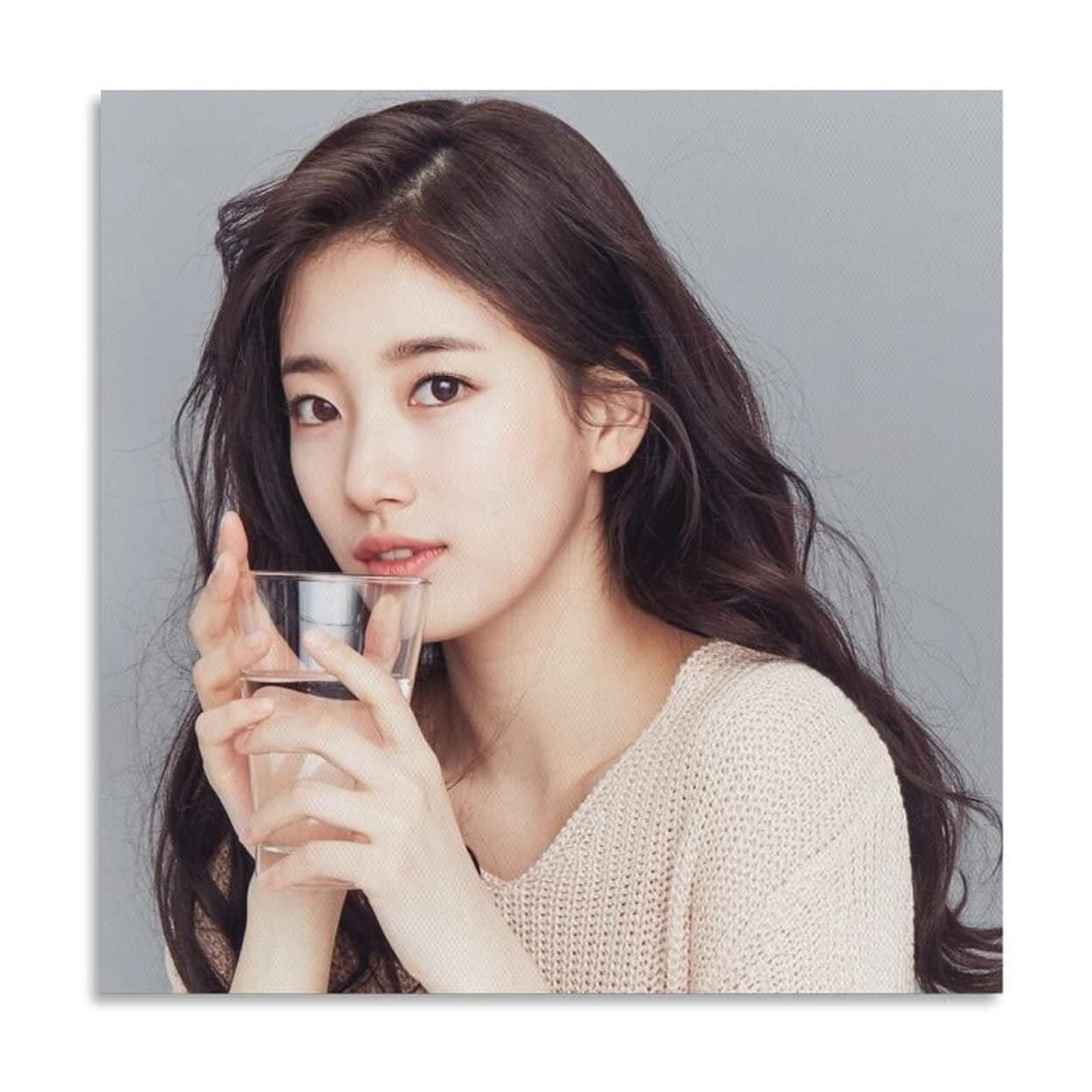 Korean Female Singer Suzy Bae Sue Ji Canvas Wall Art Poster and Print - Walmart.com