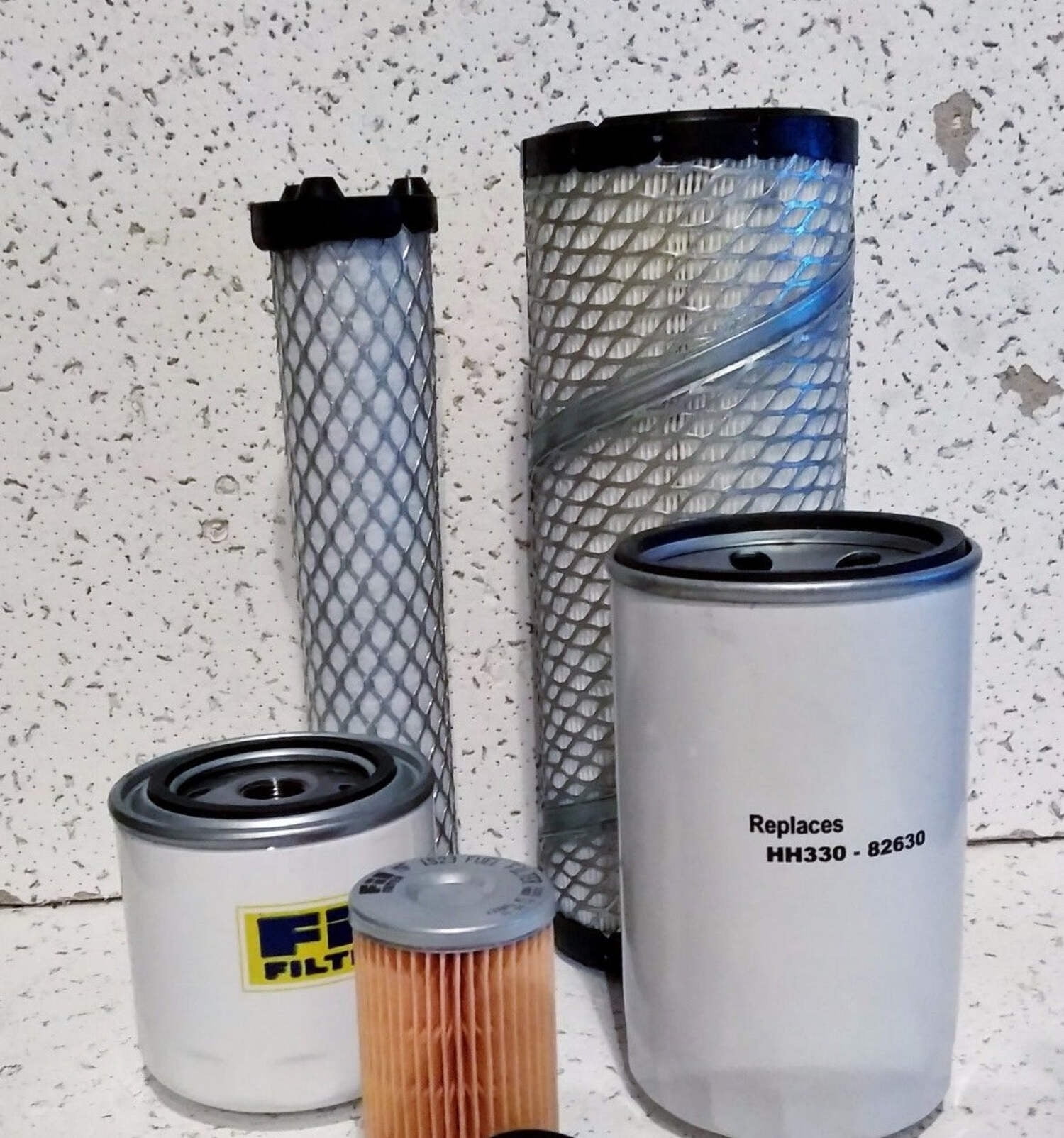 Kubota M4900, M5700, MX5000 Tractor Filter Service Kit, Air, Oil ...