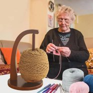 Wood Yarn Holder, Yarn Storage Organizer Yard Winding Revolving Yarn ...