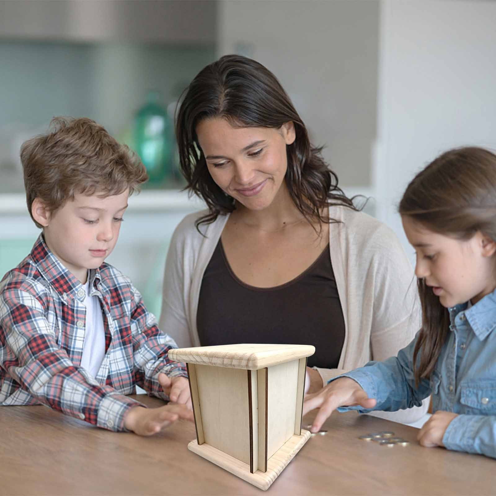 Kugisaki Currency Storage Tank, Wooden Currency Storage Tank, Decorated ...