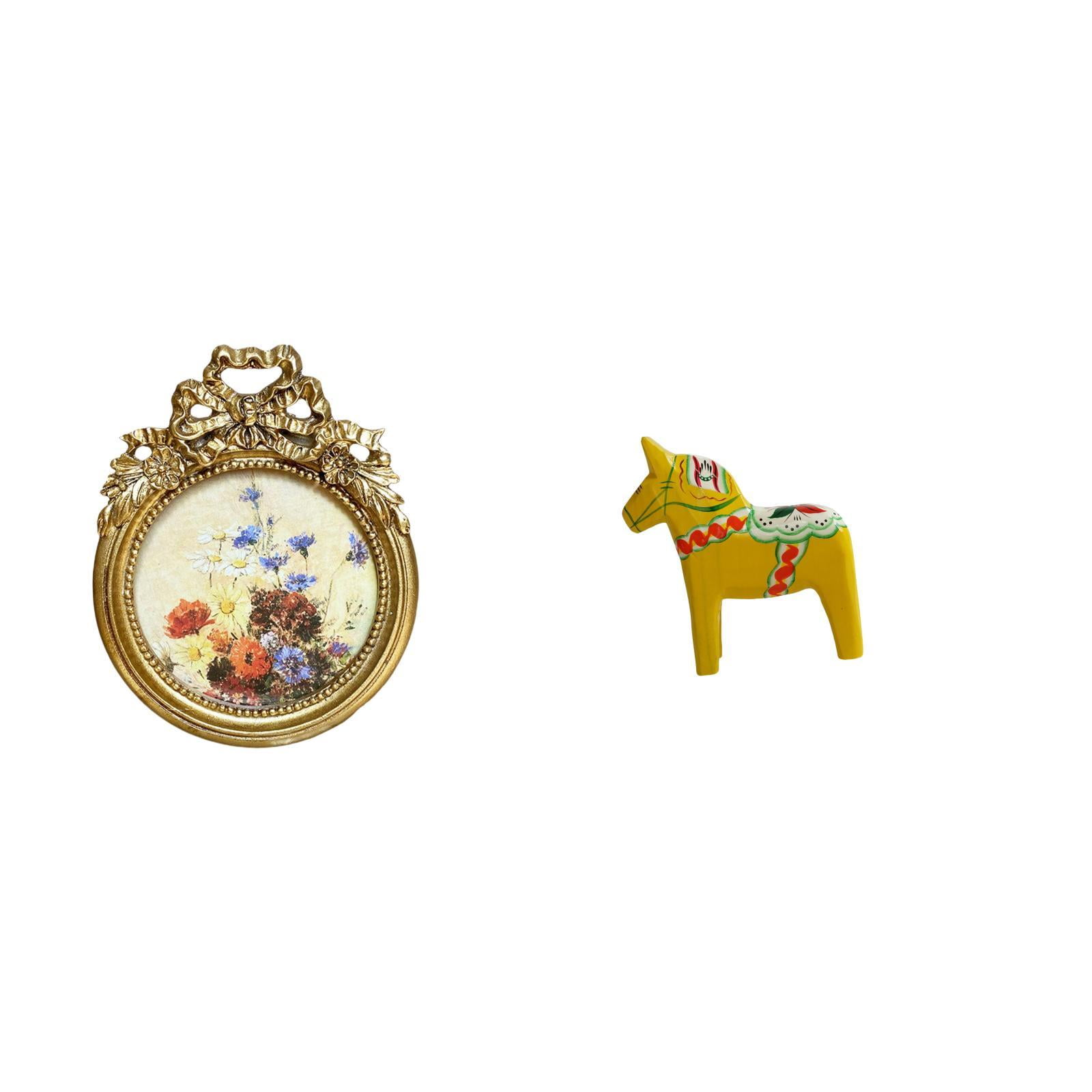 Kuntesetty European Vintage Round Photo Frame with Swedish Dala Horse ...