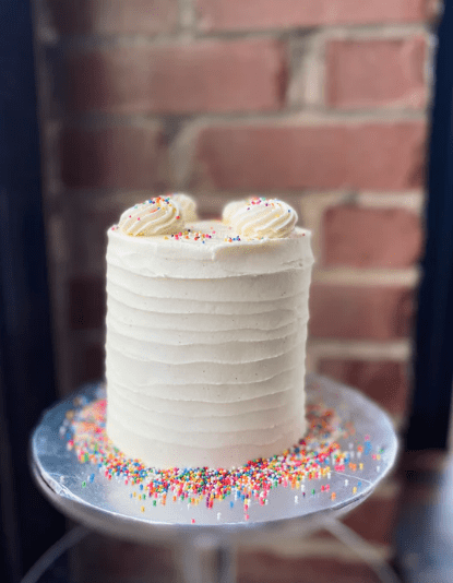 Kupcakerie Jazzy Jane Vanilla Cake - Walmart.com