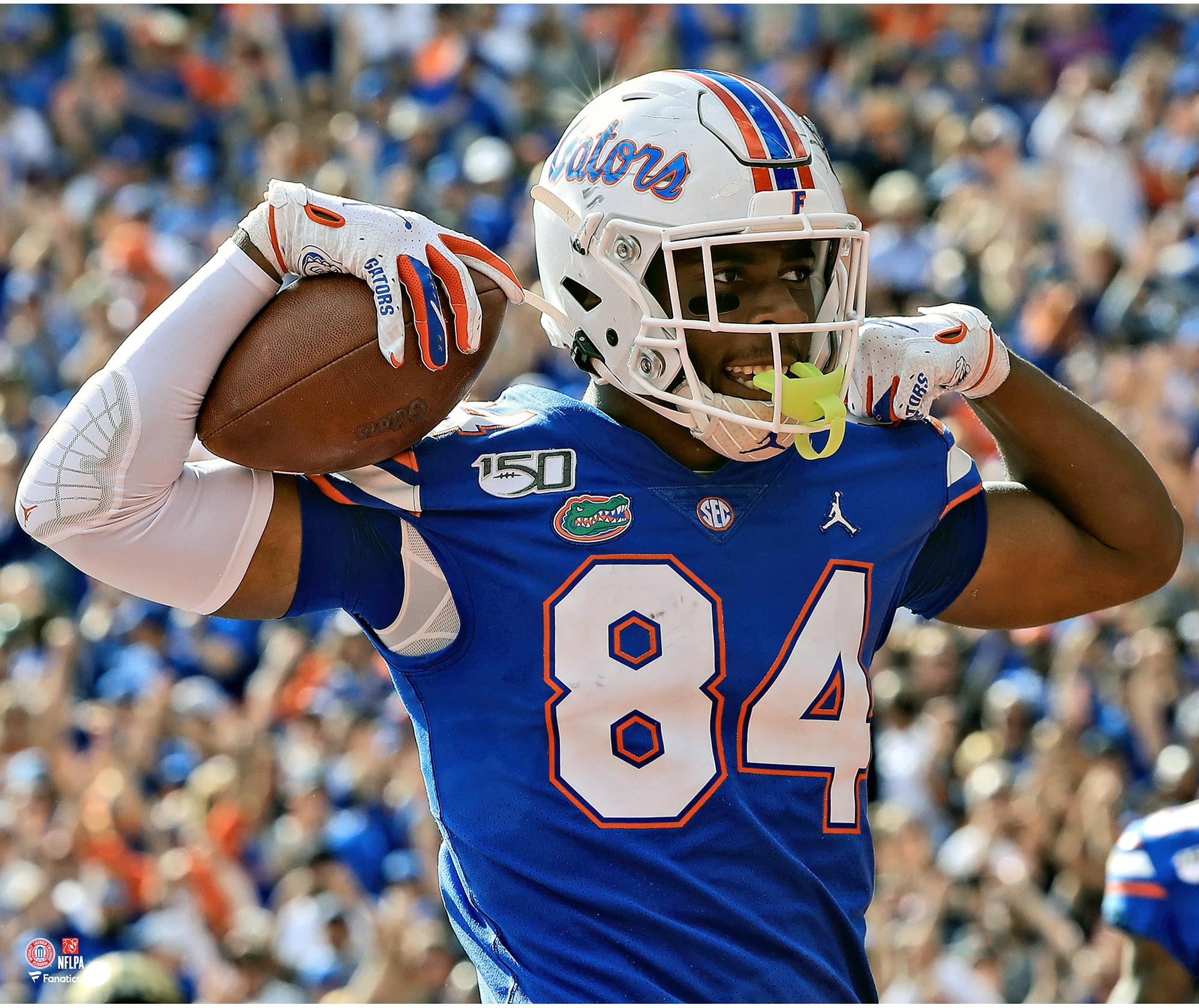 Kyle Pitts Florida Gators Unsigned Flexing Photograph - Walmart.com