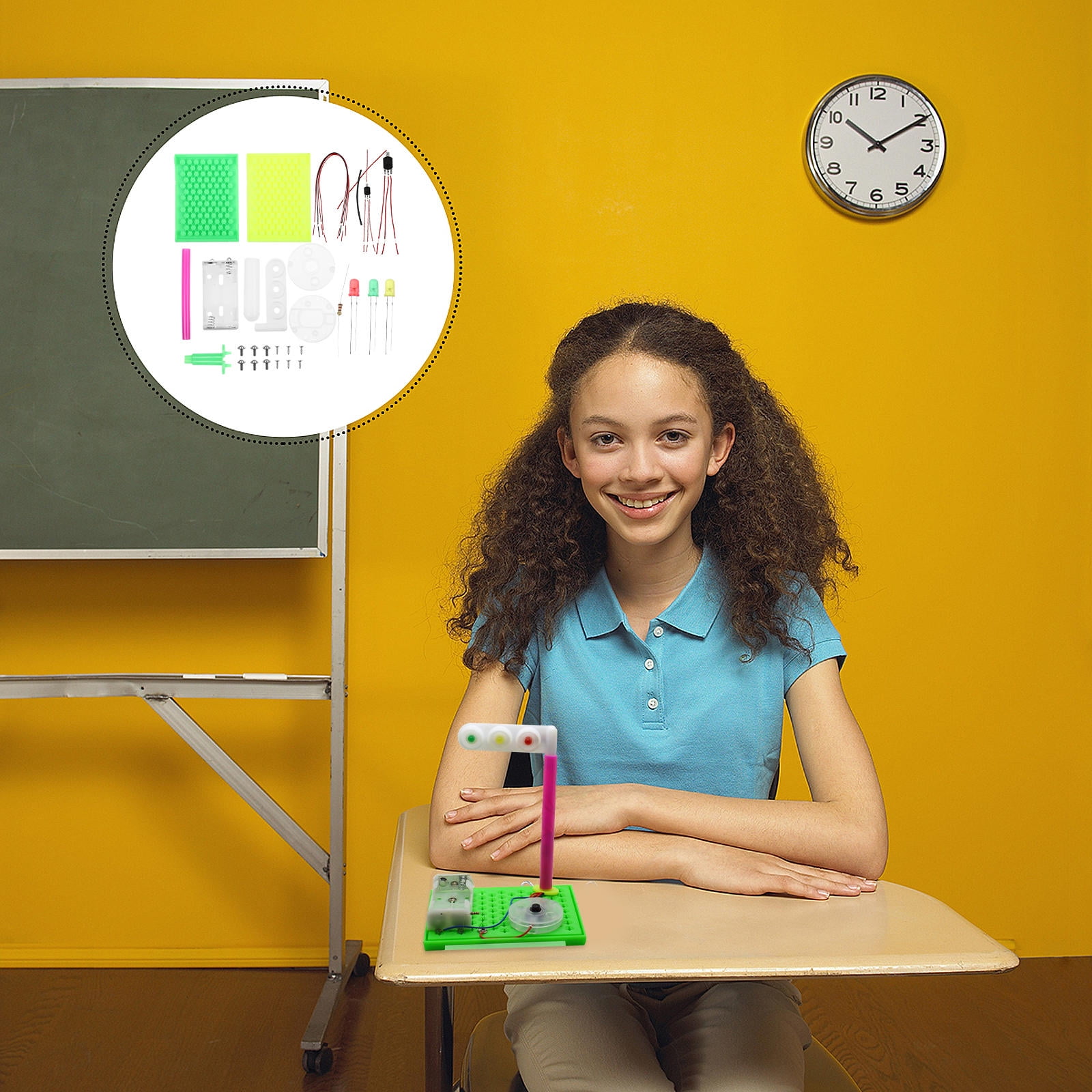 LABSERRON 2Pcs Traffic Lights Model Assorted Color 11X8.5X0.5Cm ABS For ...