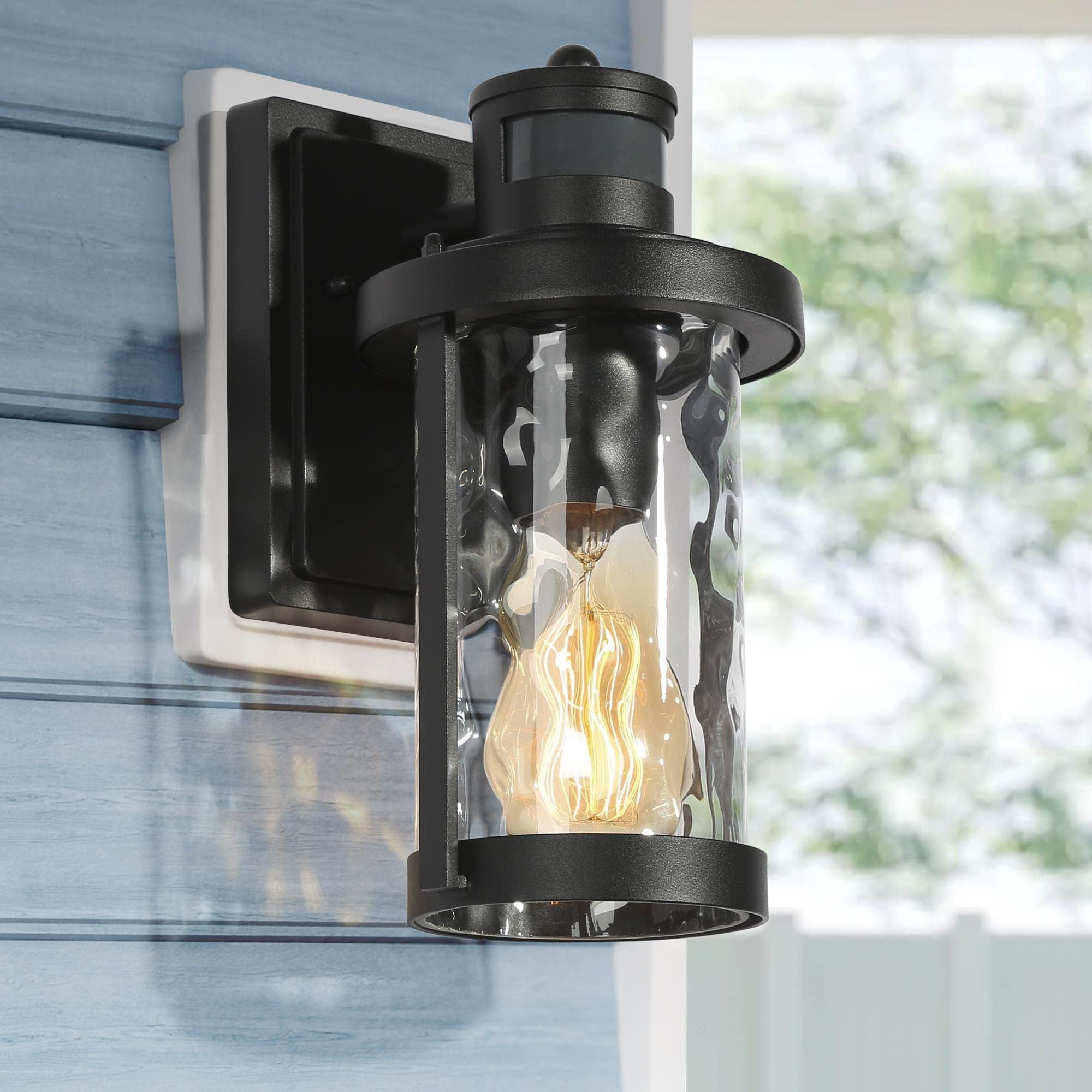LALUZ Motion Sensor Outdoor Light, Black Anti-Rust Exterior Light ...