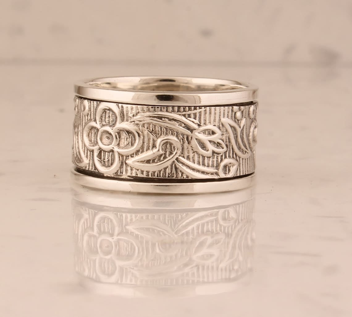 LD DESIGNS Handmade Flower Spinner Ring – Solid 925 Sterling Silver ...