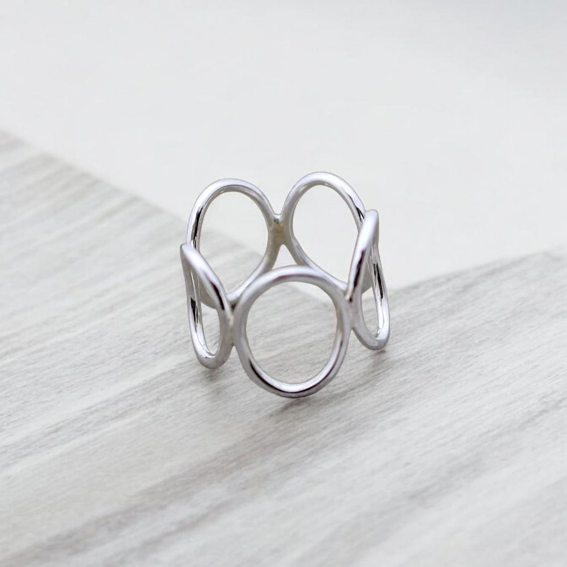 LD DESIGNSElegant 925 Sterling Silver Open Circle Bubble Ring ...