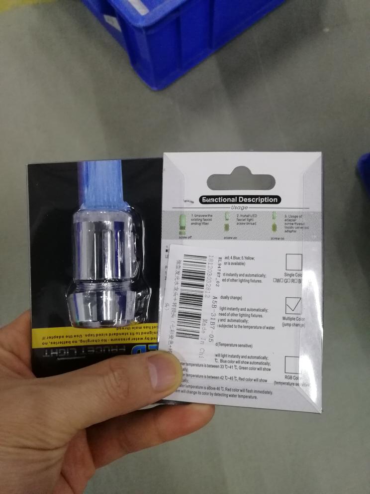 LED Kitchen Faucet Glow Kitchen TapLED 3-Color Light-up Faucet Kitchen ...