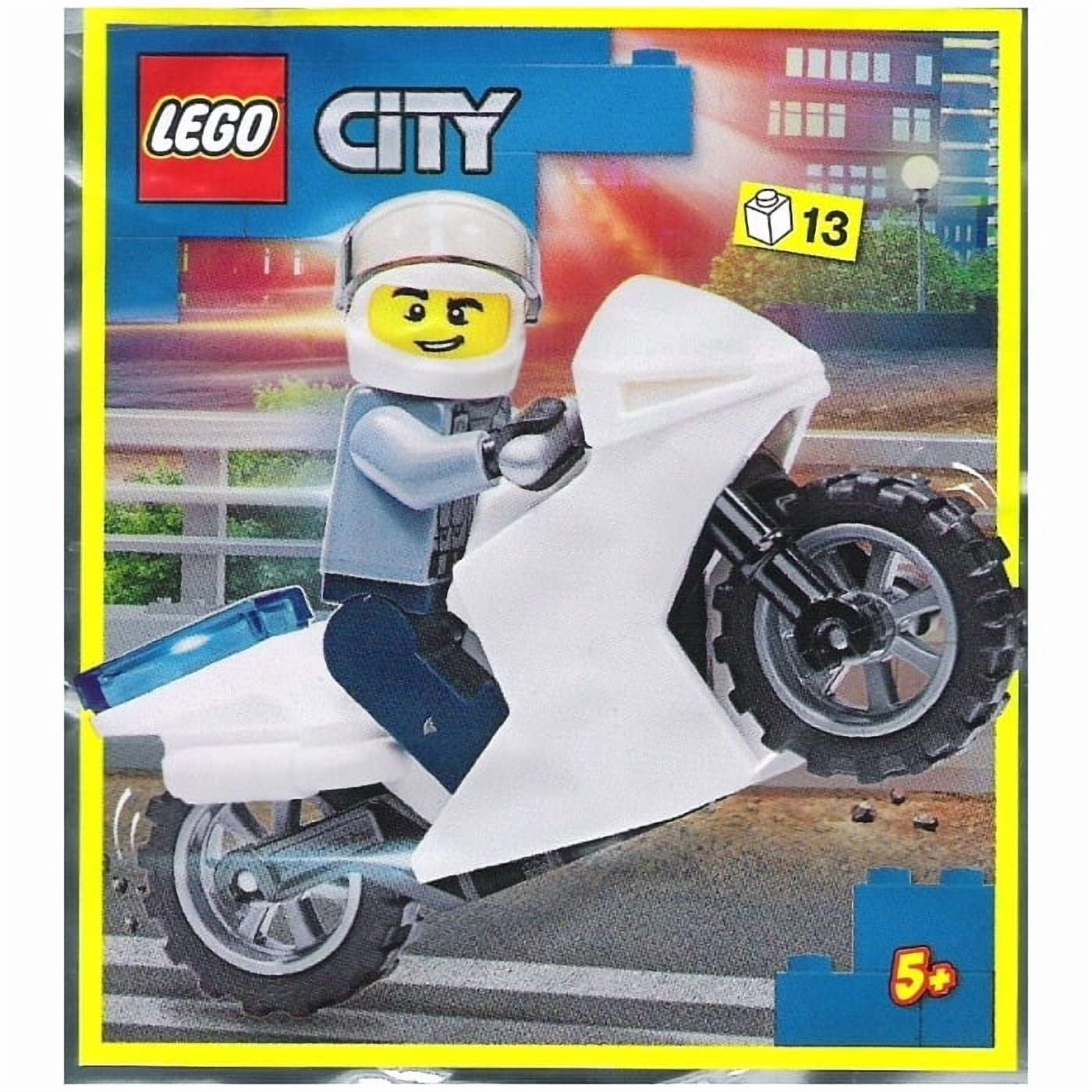 LEGO City Policeman Minifigure and Motorbike Foil Pack Set 952103 ...