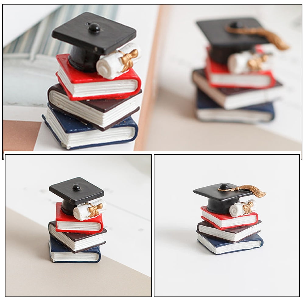 LEXSOMEO 3pcs Graduation Cake Toppers Stacked Books And Doctoral Cap ...