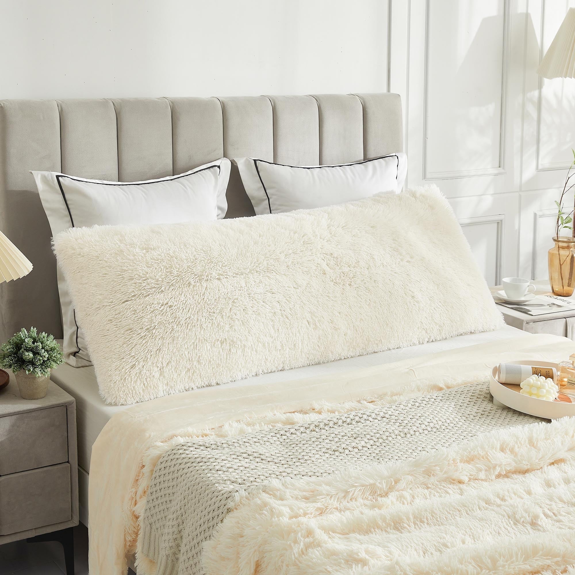 "LIFEREVO Ultra Soft Plush Faux Fur Body Pillow Cover, 20""x54 ...