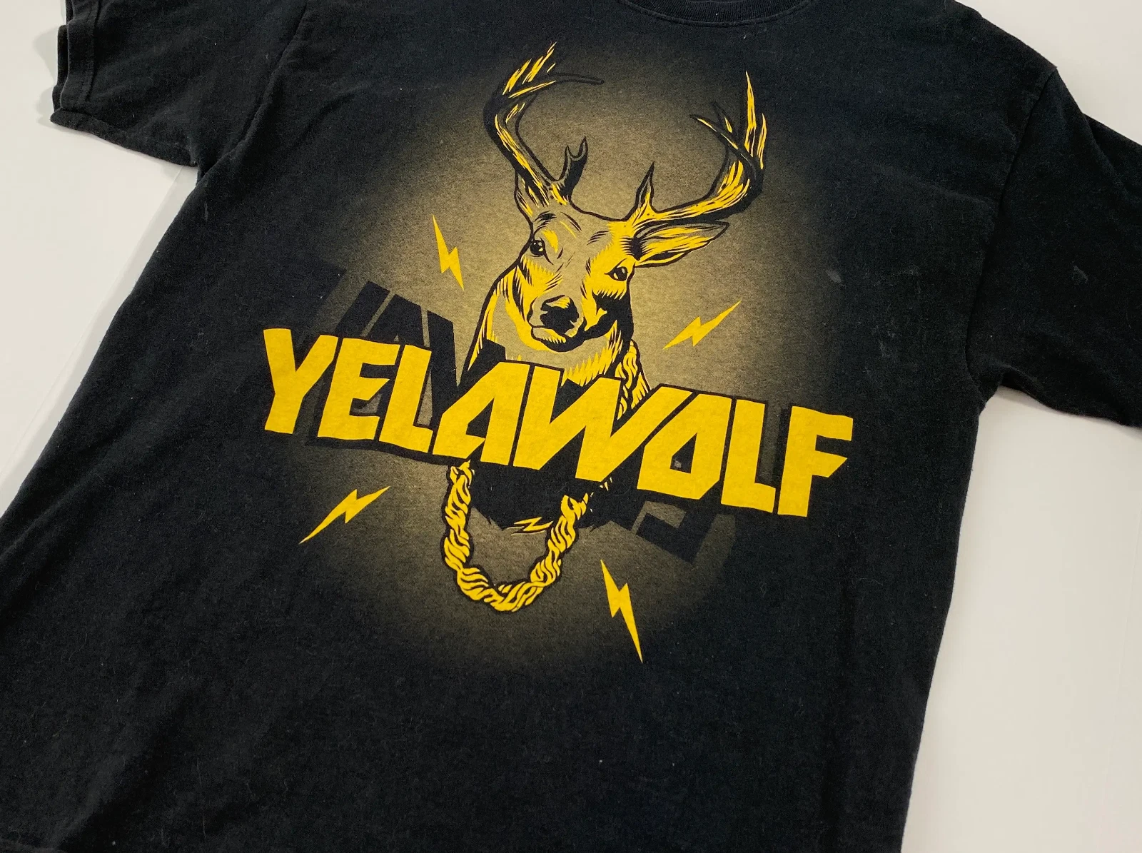 LIMITED EDITION YELAWOLF DEER GOLD CHAIN T-SHIRT Gift family E357 ...