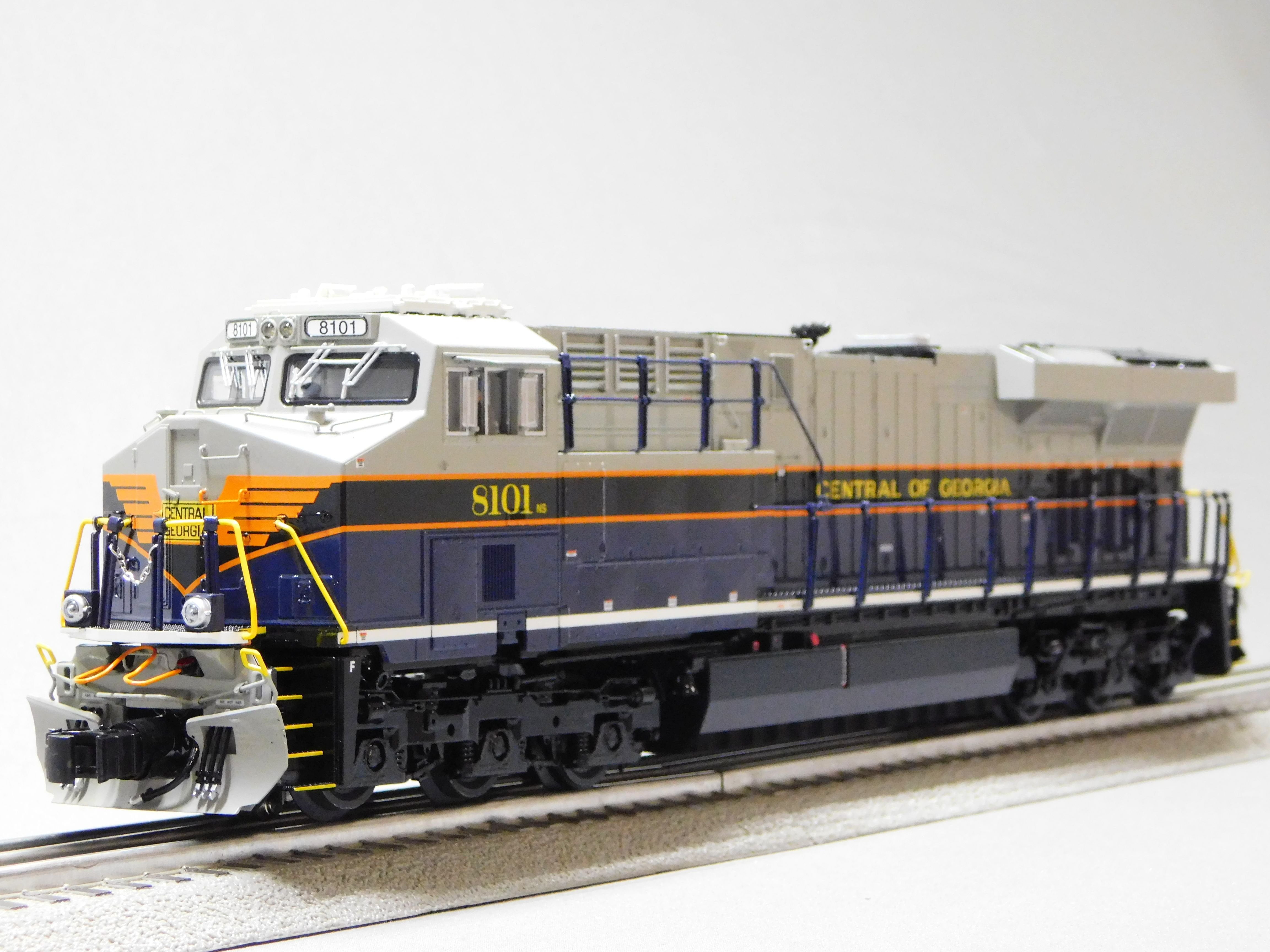 LIONEL BTO CENTRAL OF GEORGIA LEGACY ES44 DIESEL LOCOMOTIVE O GAUGE ...