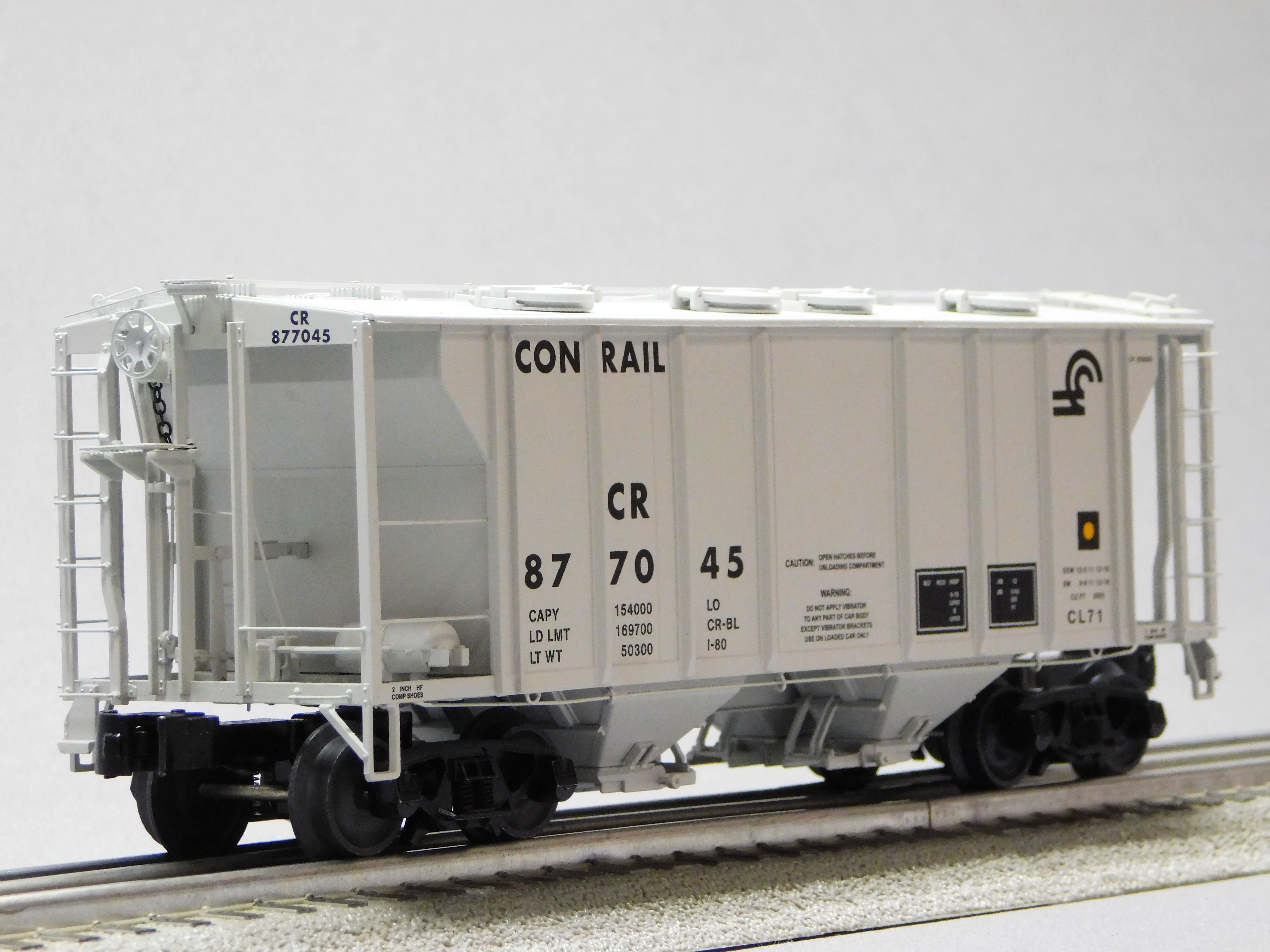 LIONEL CONRAIL PS-2 COVERED HOPPER #877045 O GAUGE 2426630 - Walmart.com