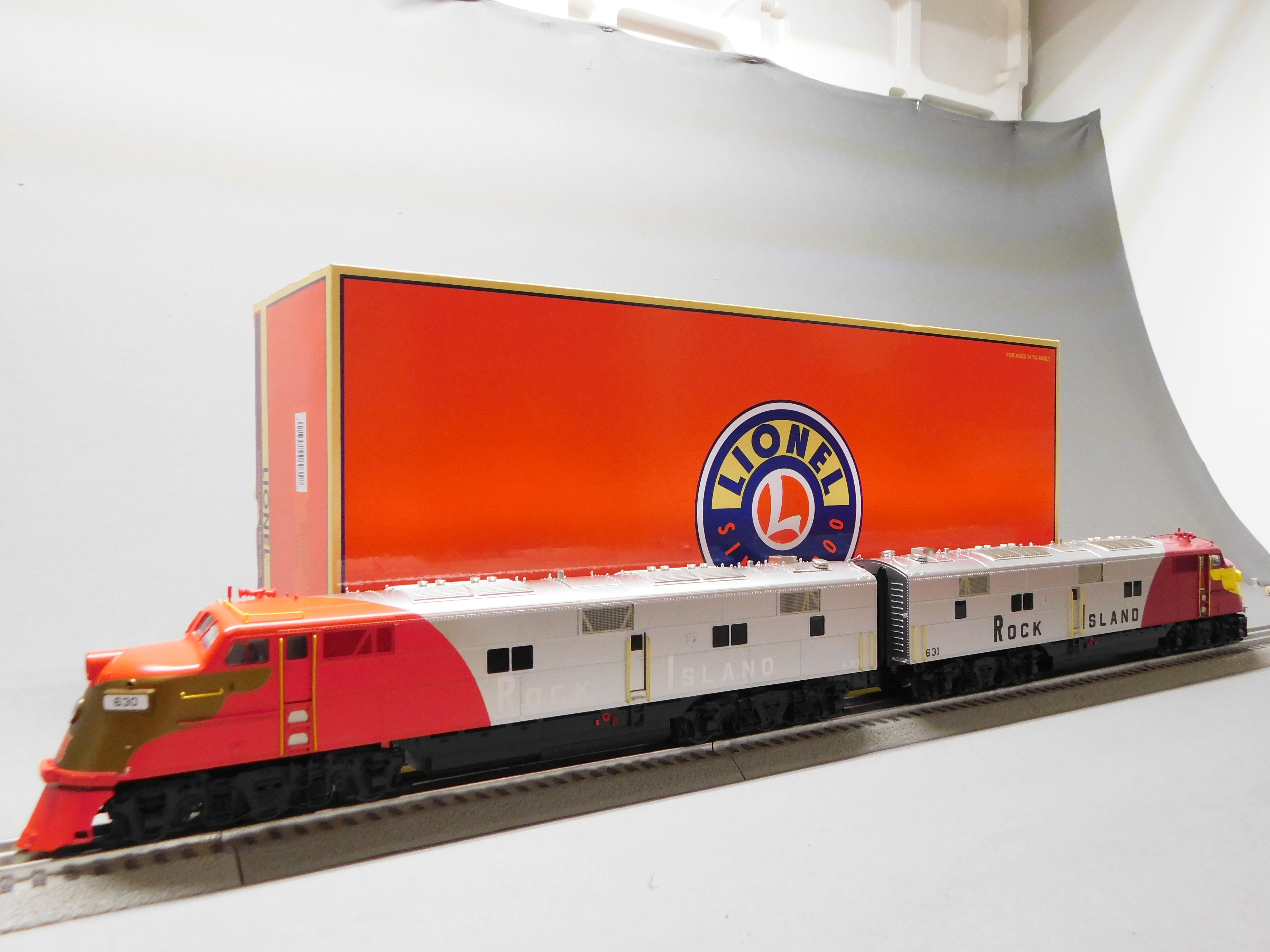LIONEL ROCK ISLAND LEGACY E6 AA DIESEL ENGINE SET O GAUGE 2433630 ...