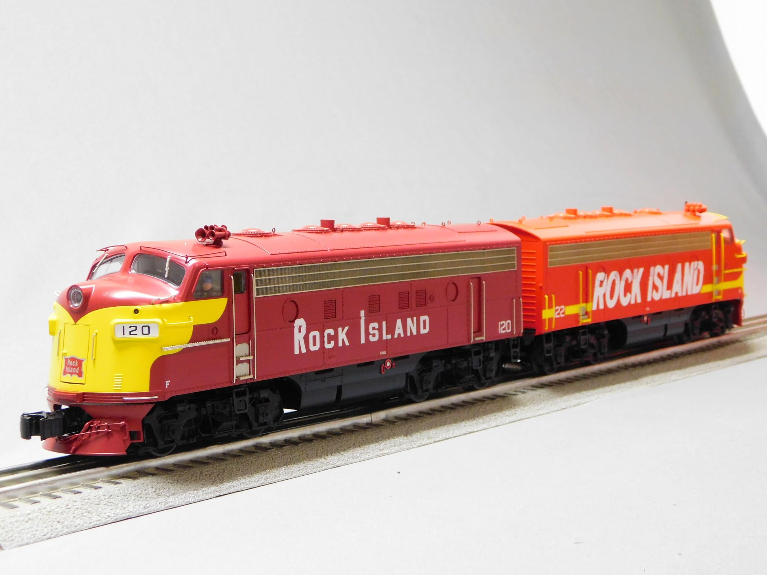 LIONEL Rock Island Legacy F7 AA Diesel Locomotive Engine Set O Gauge ...