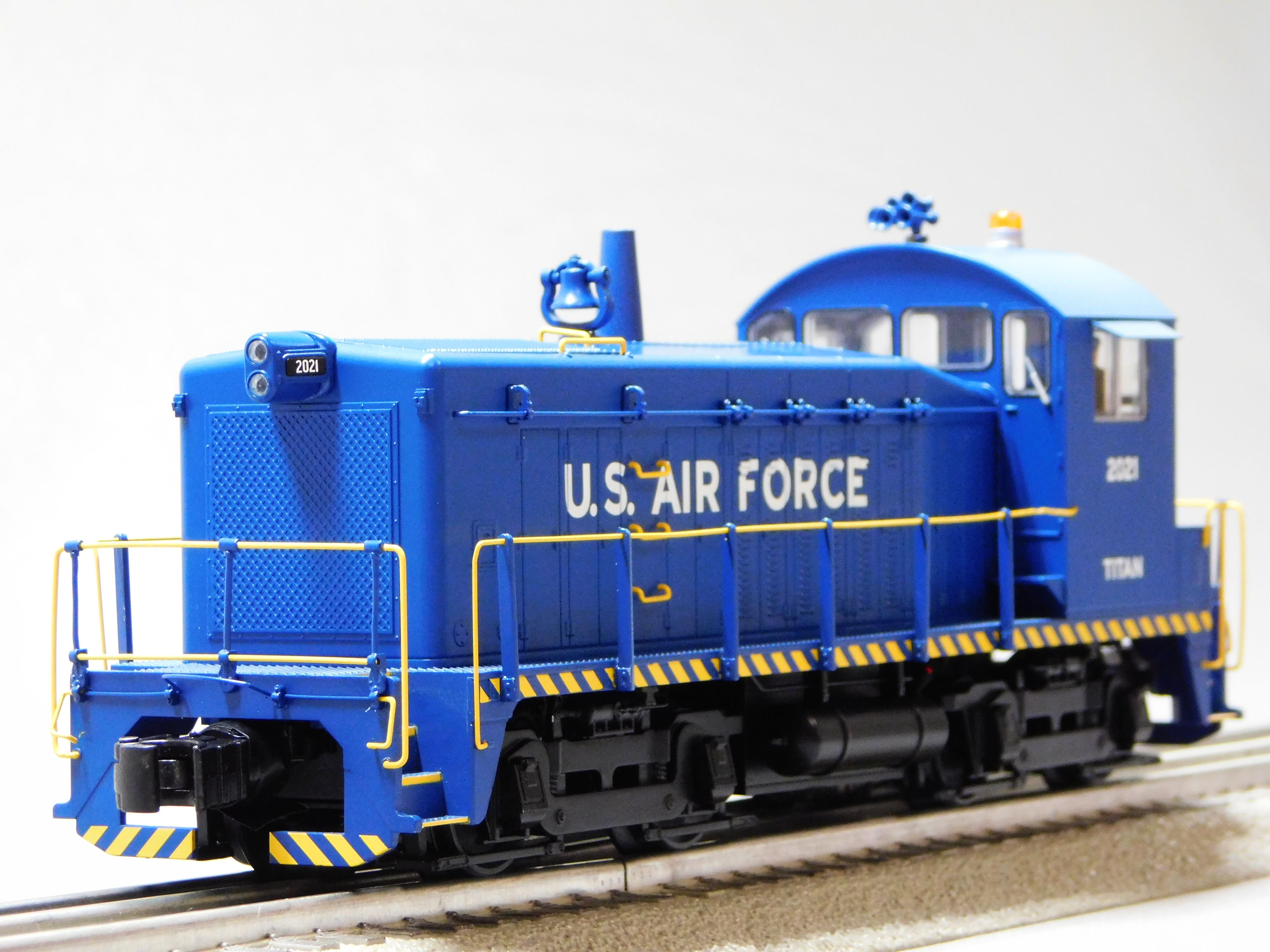 LIONEL US AIR FORCE LEGACY SW8 #2021 DIESEL ENGINE LOCOMOTIVE 2433710 ...