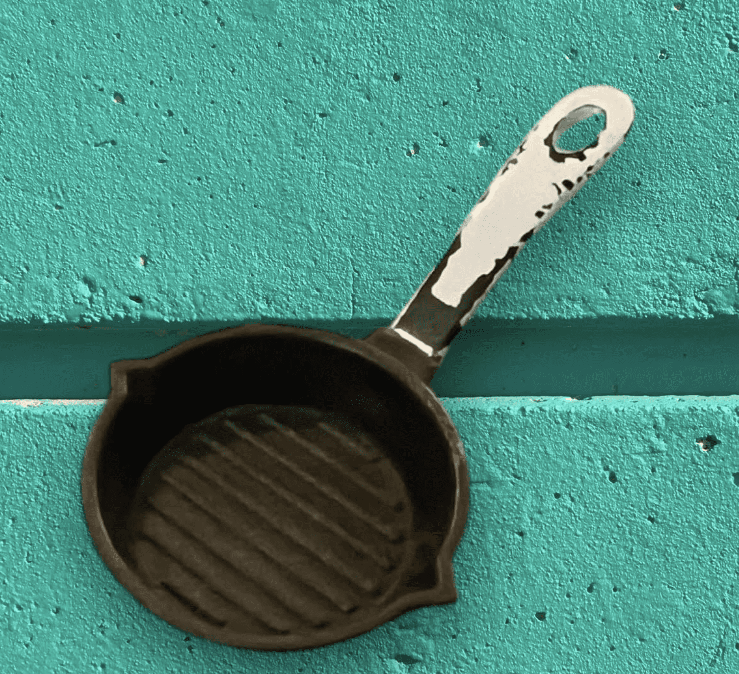 LOL OMG Clone Bratz doll frying pan distressed kitchen accessory VTG ...