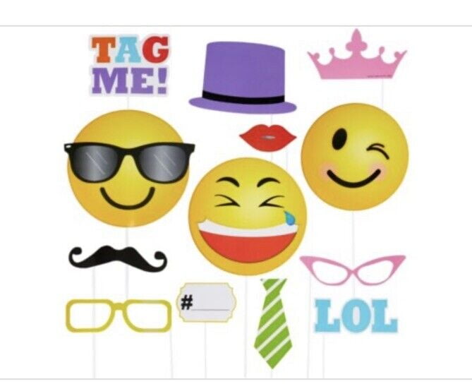 LOL Smiley Photo Booth Props 13ct - Walmart.com