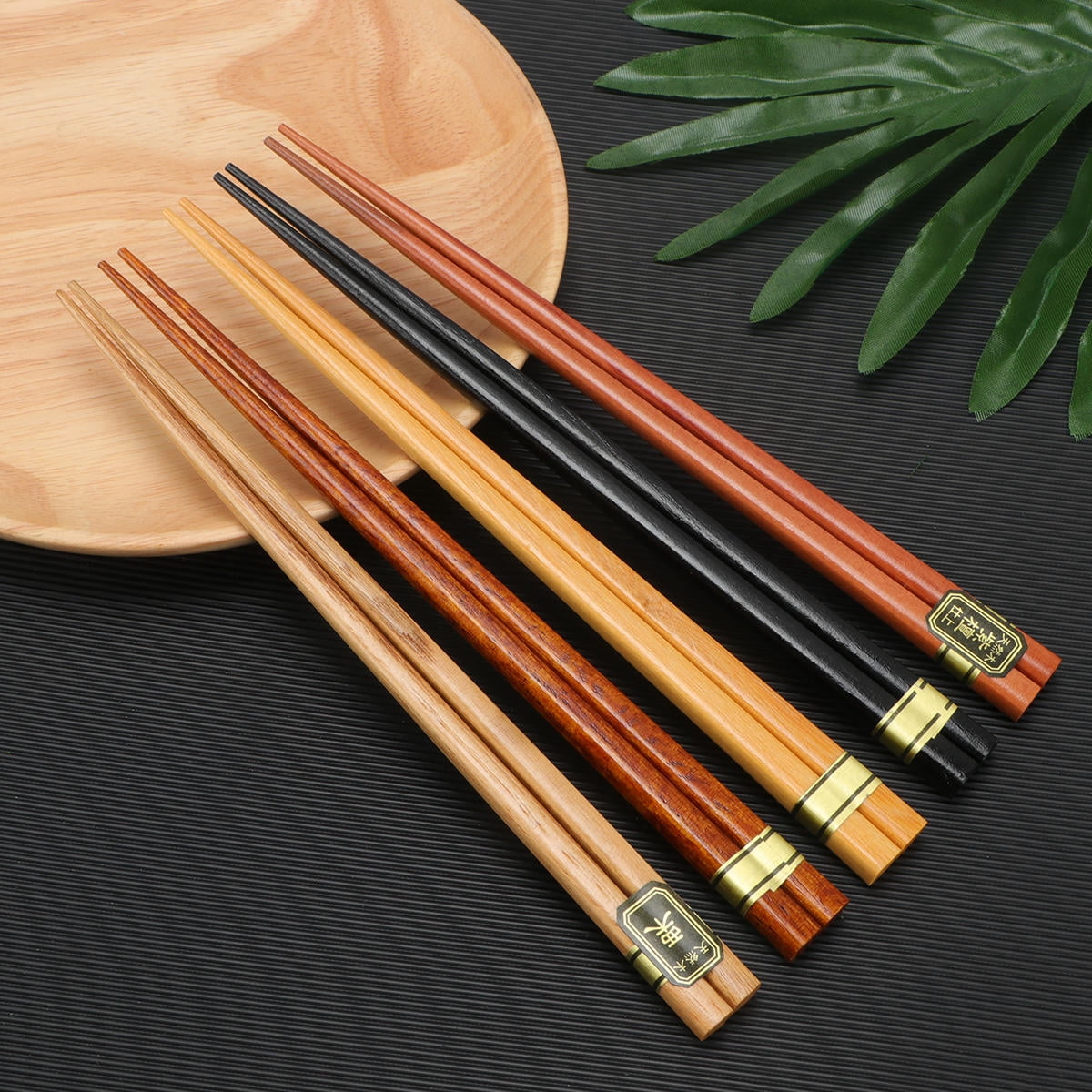 LOLIPPYY 5 Pairs Simple Solid Wood Chopsticks Lightweight Utensils for ...