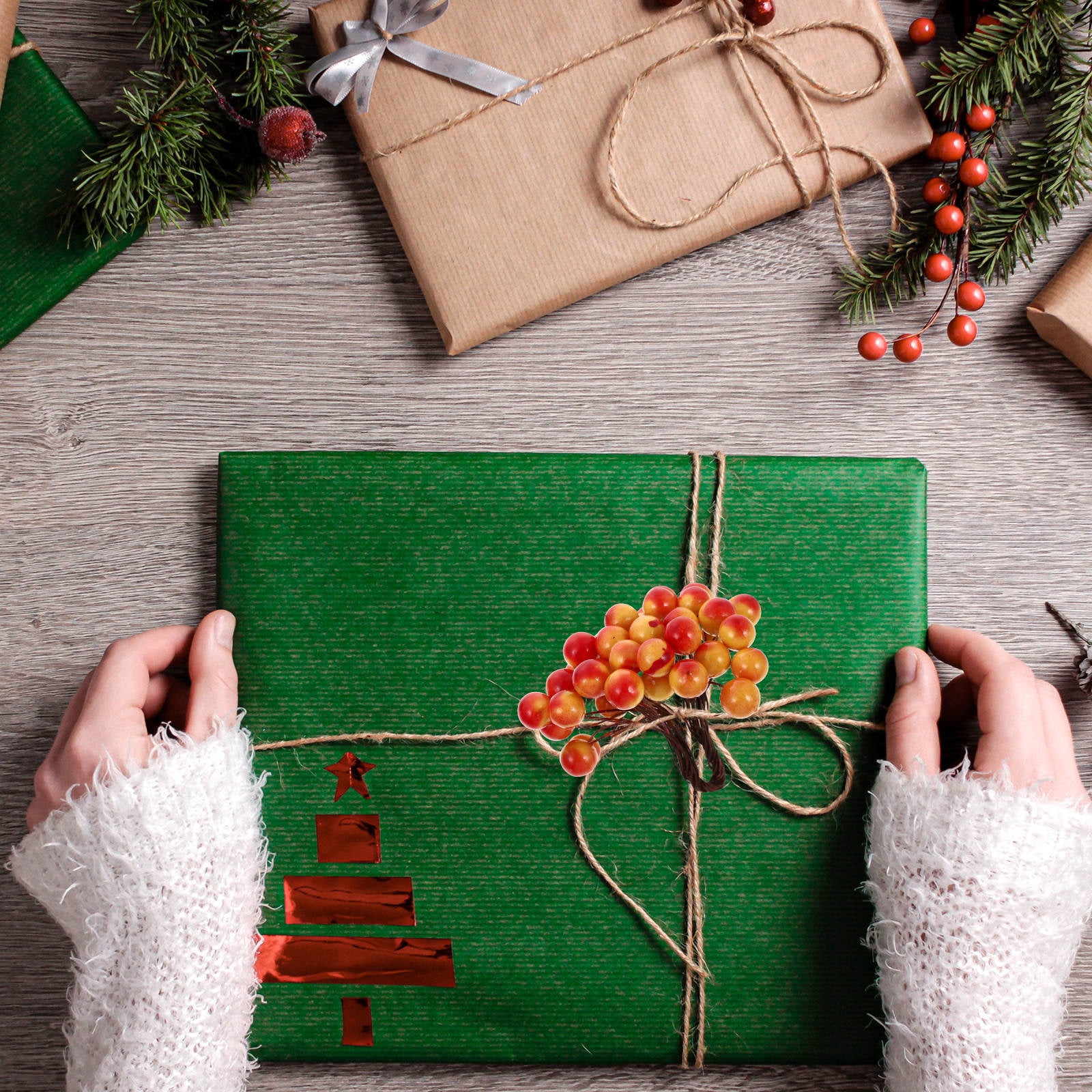 LOLIPPYY Artificial Red Berries Simulation Berry Adornments for ...