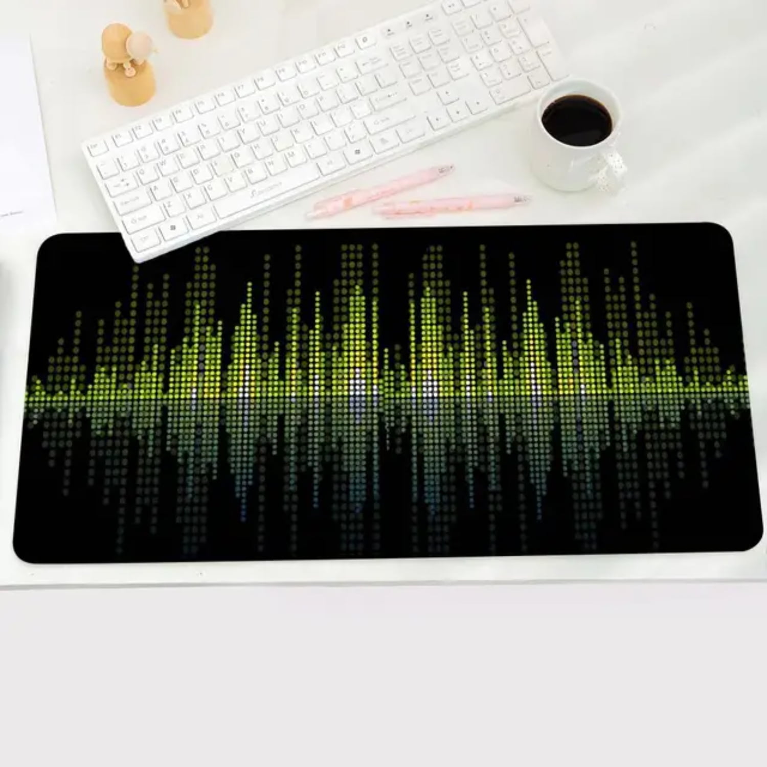 LOPNGLS Luxury Radio Waves Cool Mouse Pad Large Anime Desk Mat Luxury ...