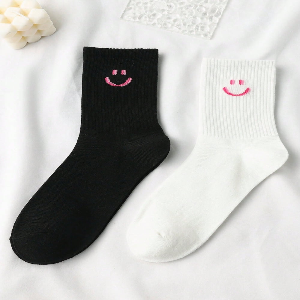 LOVEVER Maryam Alam Girlcore 2pairs Heart Pattern Jacquard Mid-Calf ...