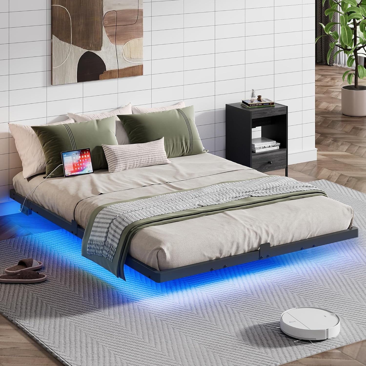 LYYHTY Floating Queen Bed Frame, LED Bed Frame with Charging Station ...