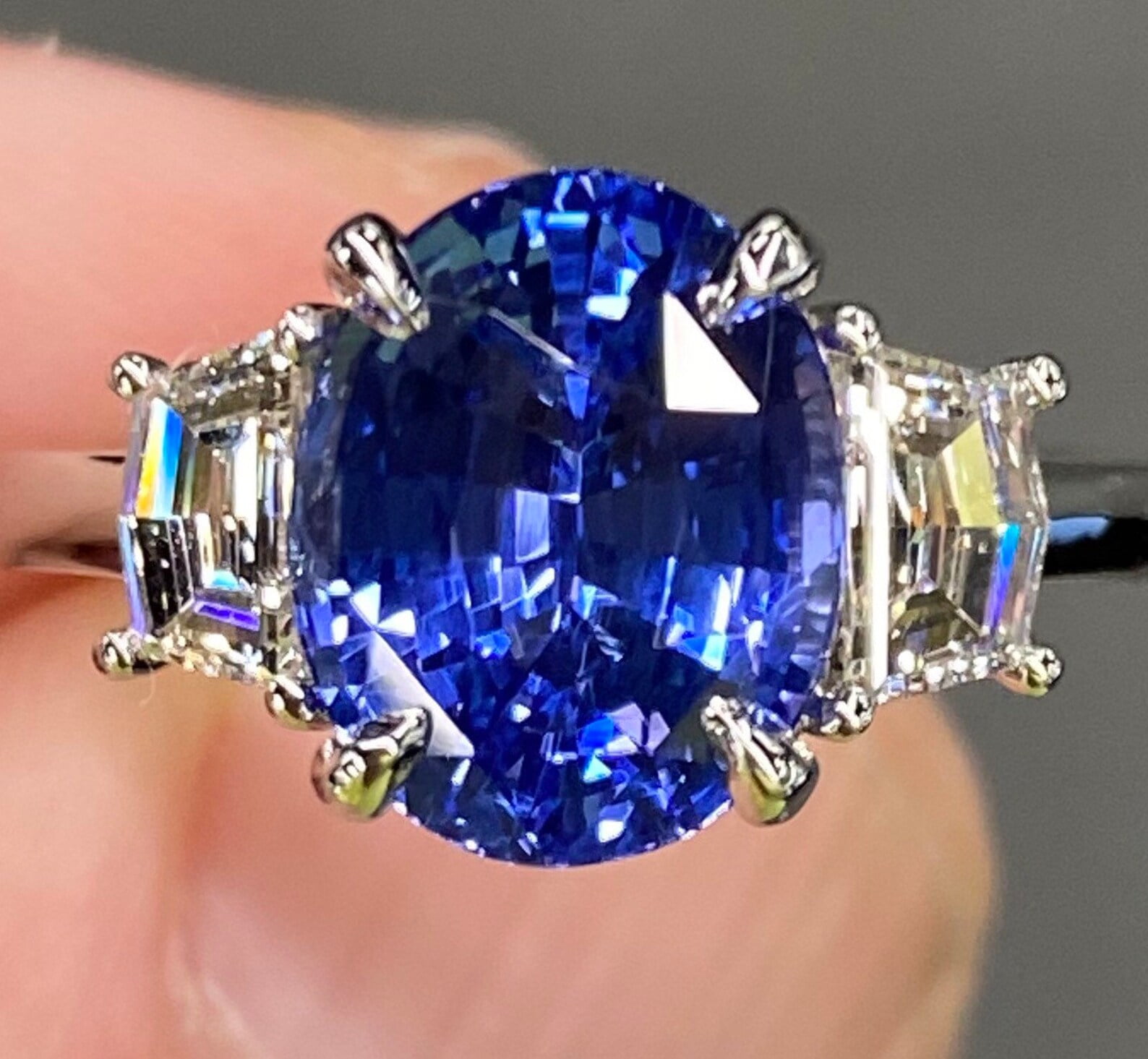 Lab created Gorgeous 5.25 Ctw Cornflower Blue Sapphire Engagement ...