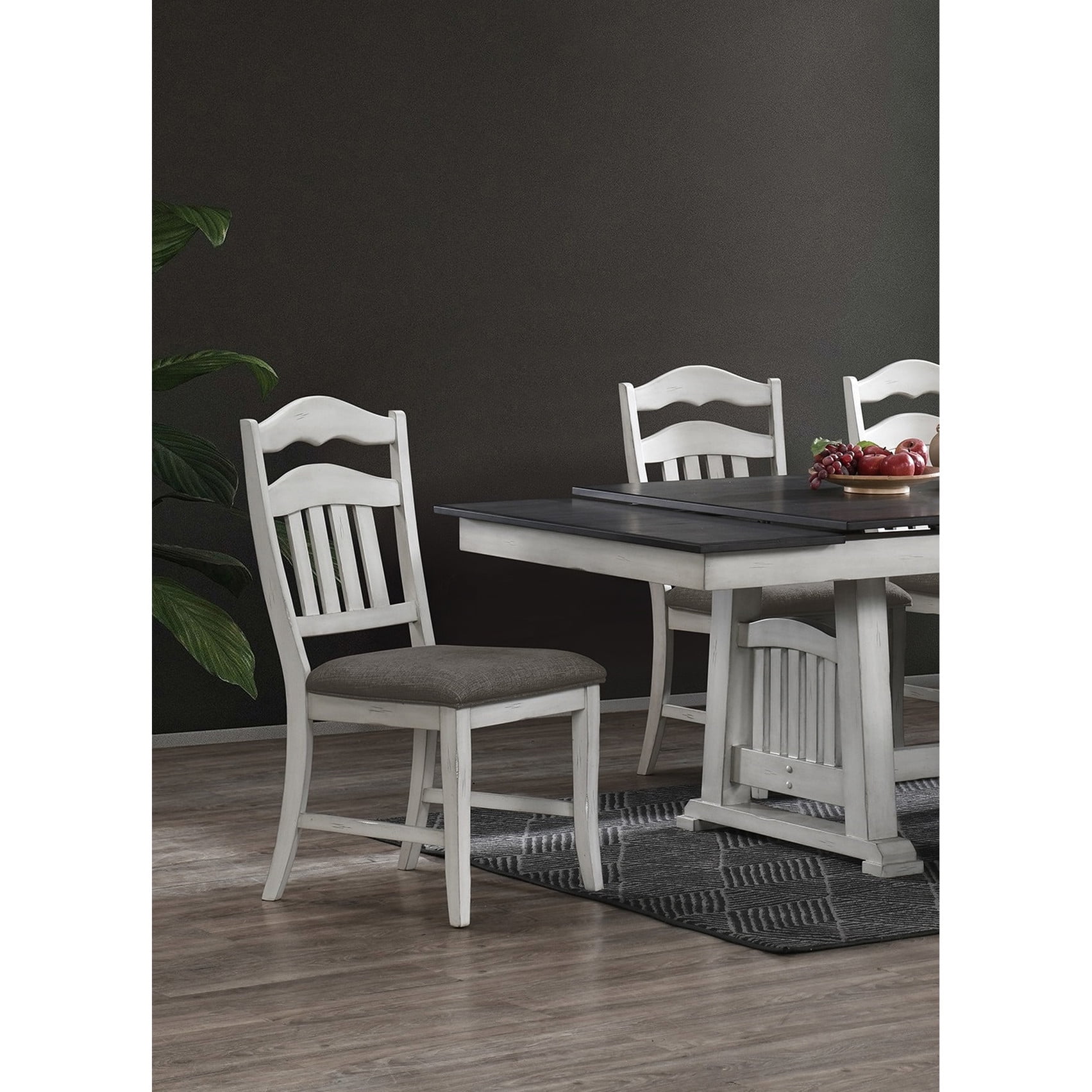 Ladder back style chairs / Supportive dining chairs for family meals ...