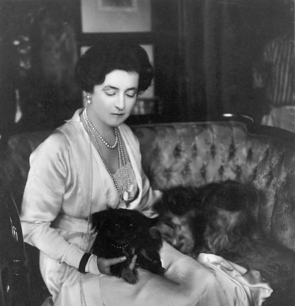 Lady Lucy Duff-Gordon English Fashion Designer Developed An ...
