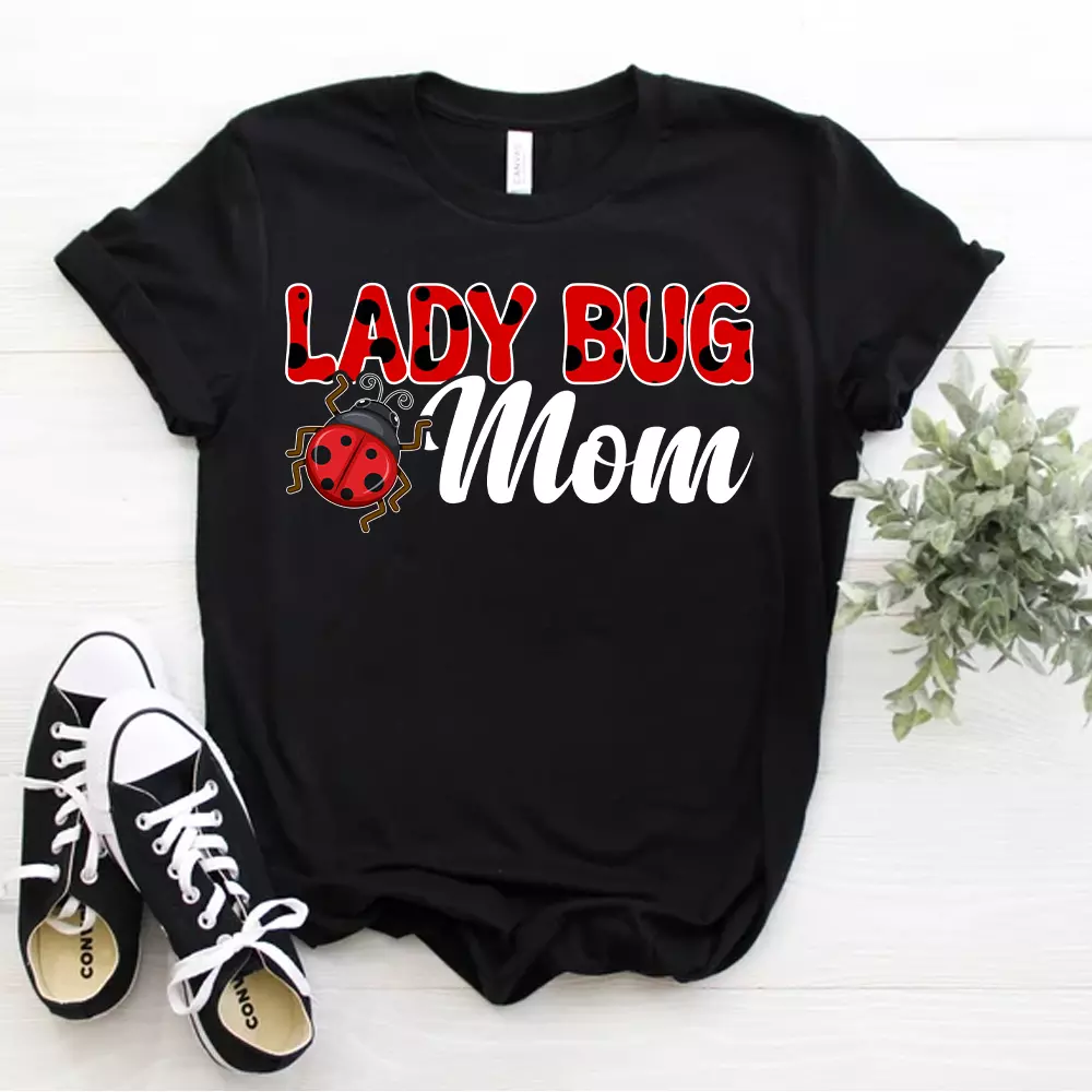 Ladybug Mom Insect Entomologists Entomology Mothers Day Bugs T-Shirt ...