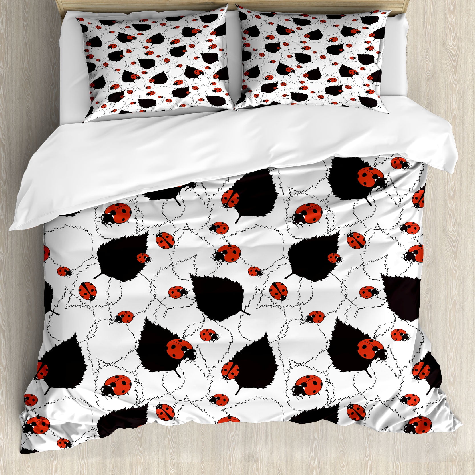 Ladybugs Duvet Cover Set, The Symbolism of Luck Insect on Leaf Cartoon ...