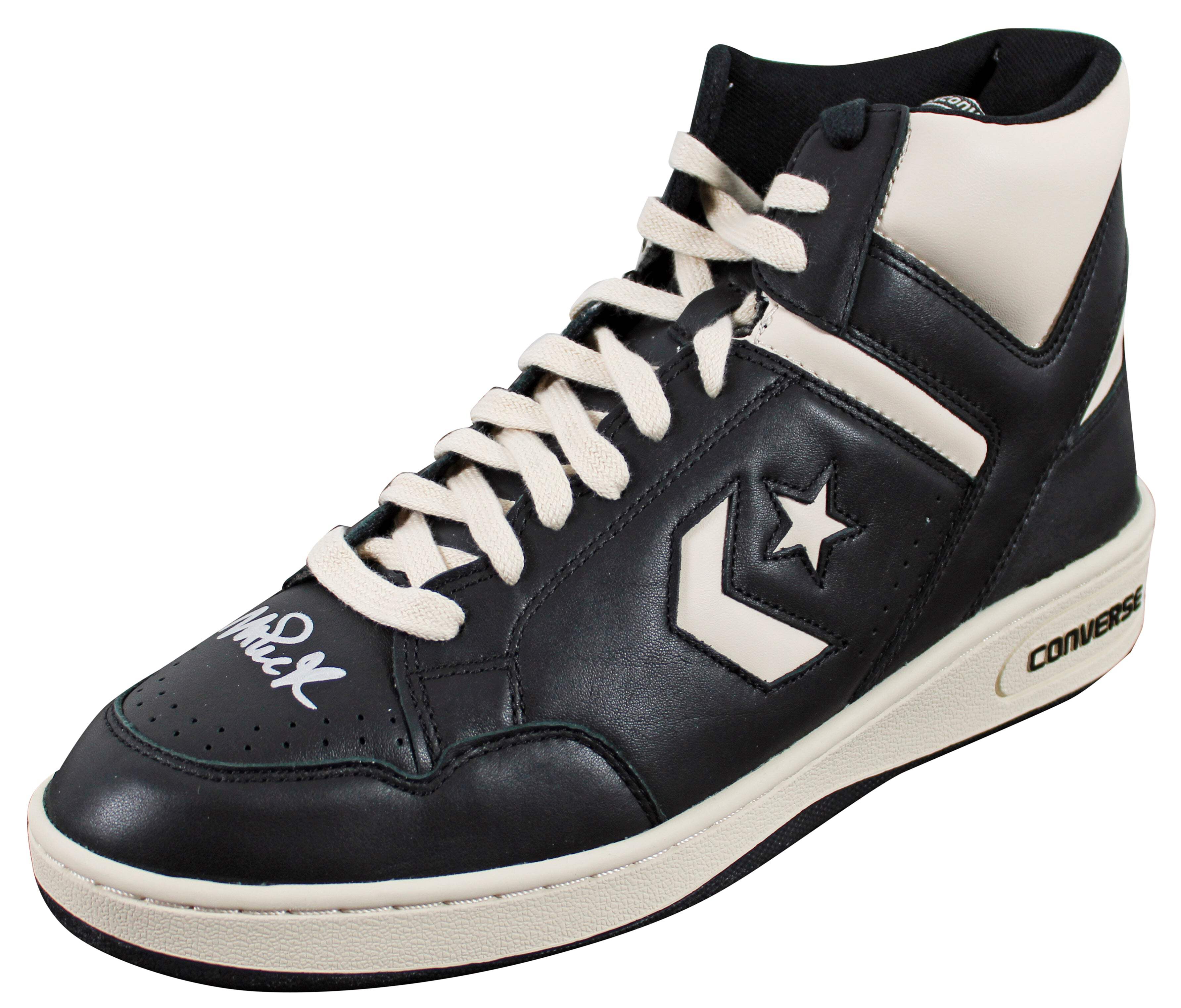 Lakers Magic Johnson Signed Left Black White Converse Weapon Shoe BAS ...