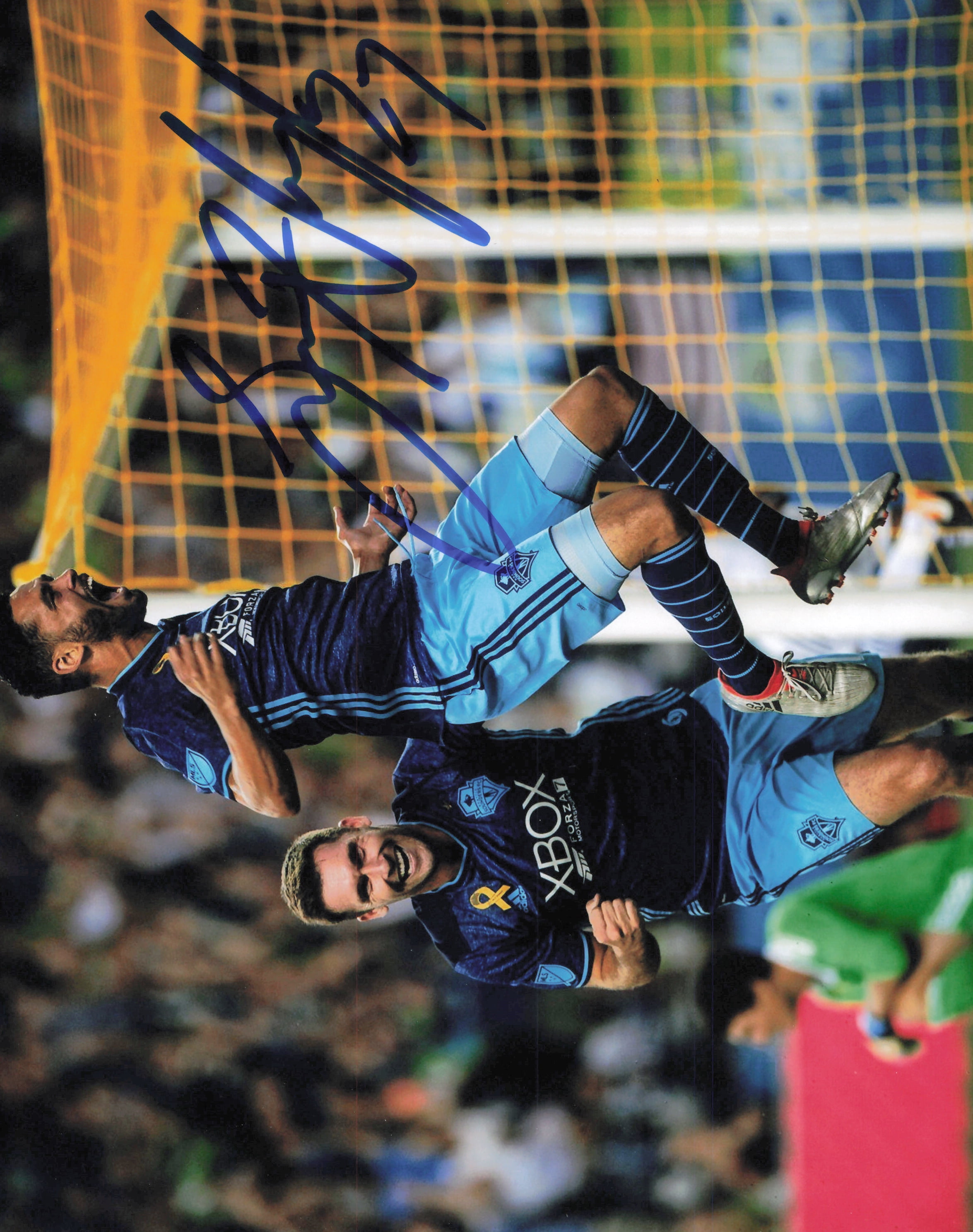 Lamar Neagle Autographed 8x10 Photo Seattle Sounders SKU #244164 ...