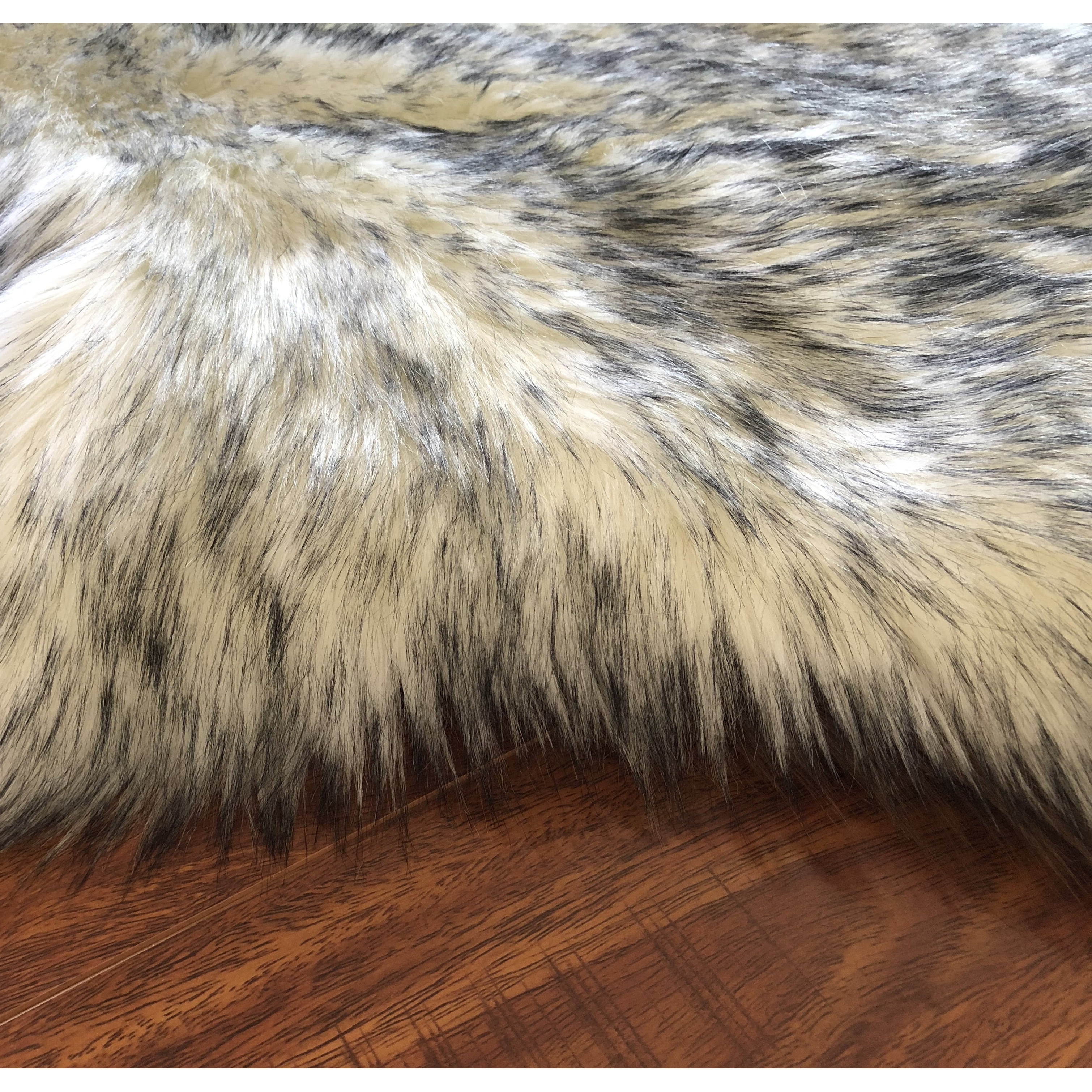 Lambzy Highland Select Bear Shape Natural Long Wool Sheepskin Shag Rug ...
