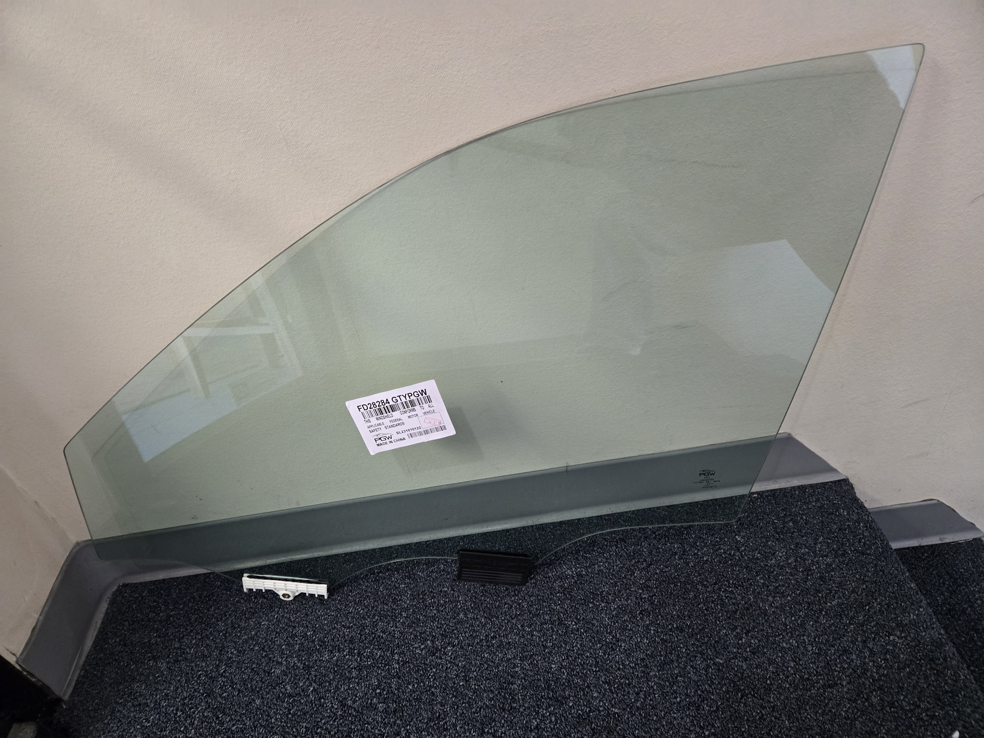 Laminated Driver Side Left Front Door Window Glass Compatible with ...