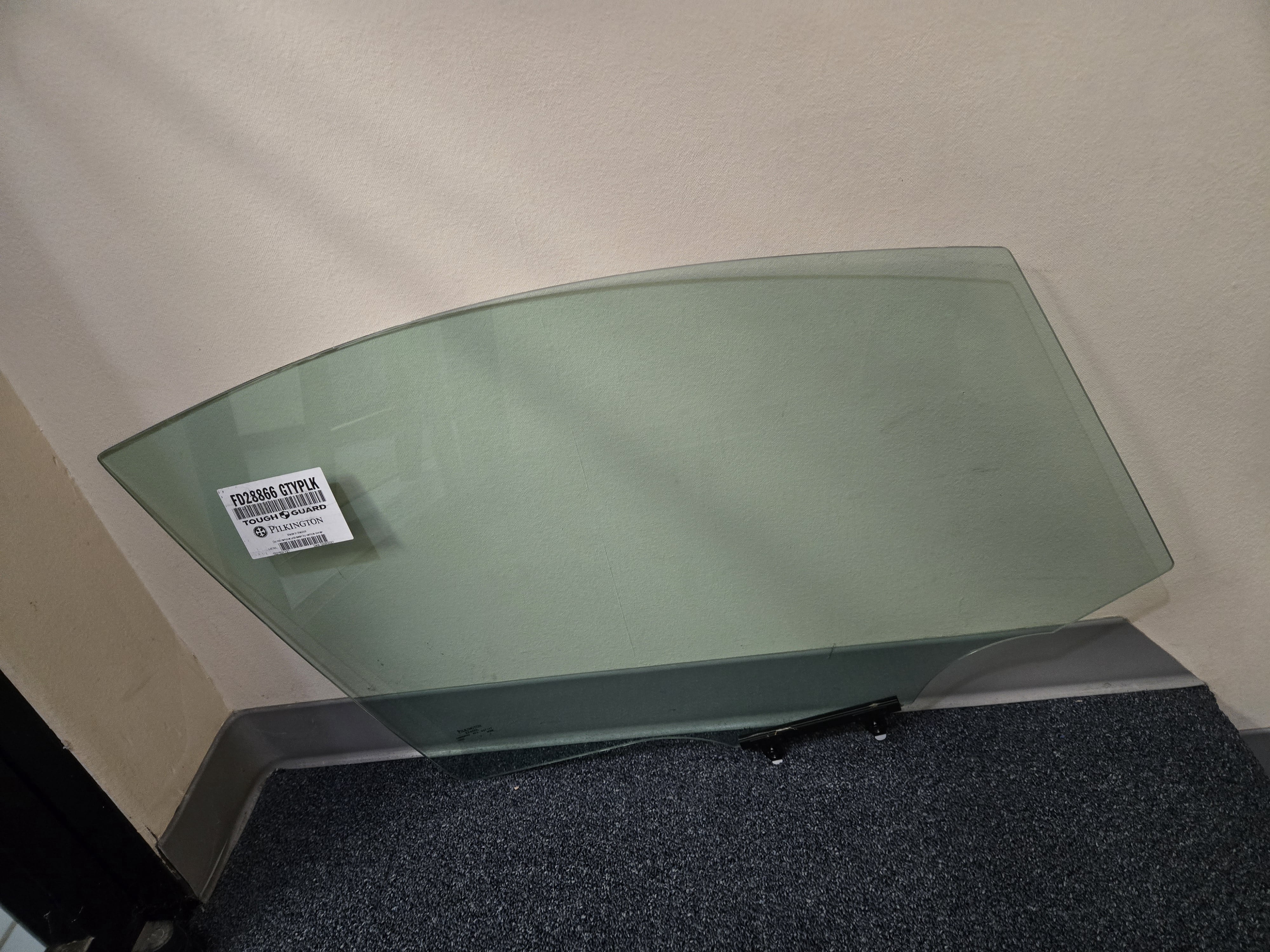 Laminated Passenger Side Right Front Door Window Glass Compatible with ...
