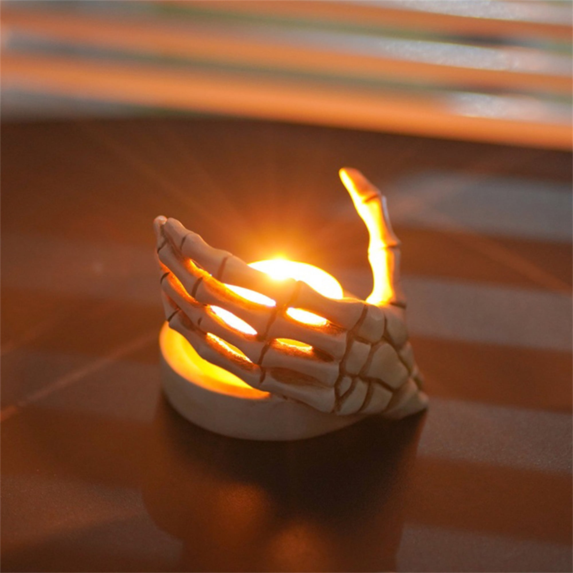Lamuusaa Skull Hand Shaped Candle Holder, Gothic Witch Hand Candlestick ...