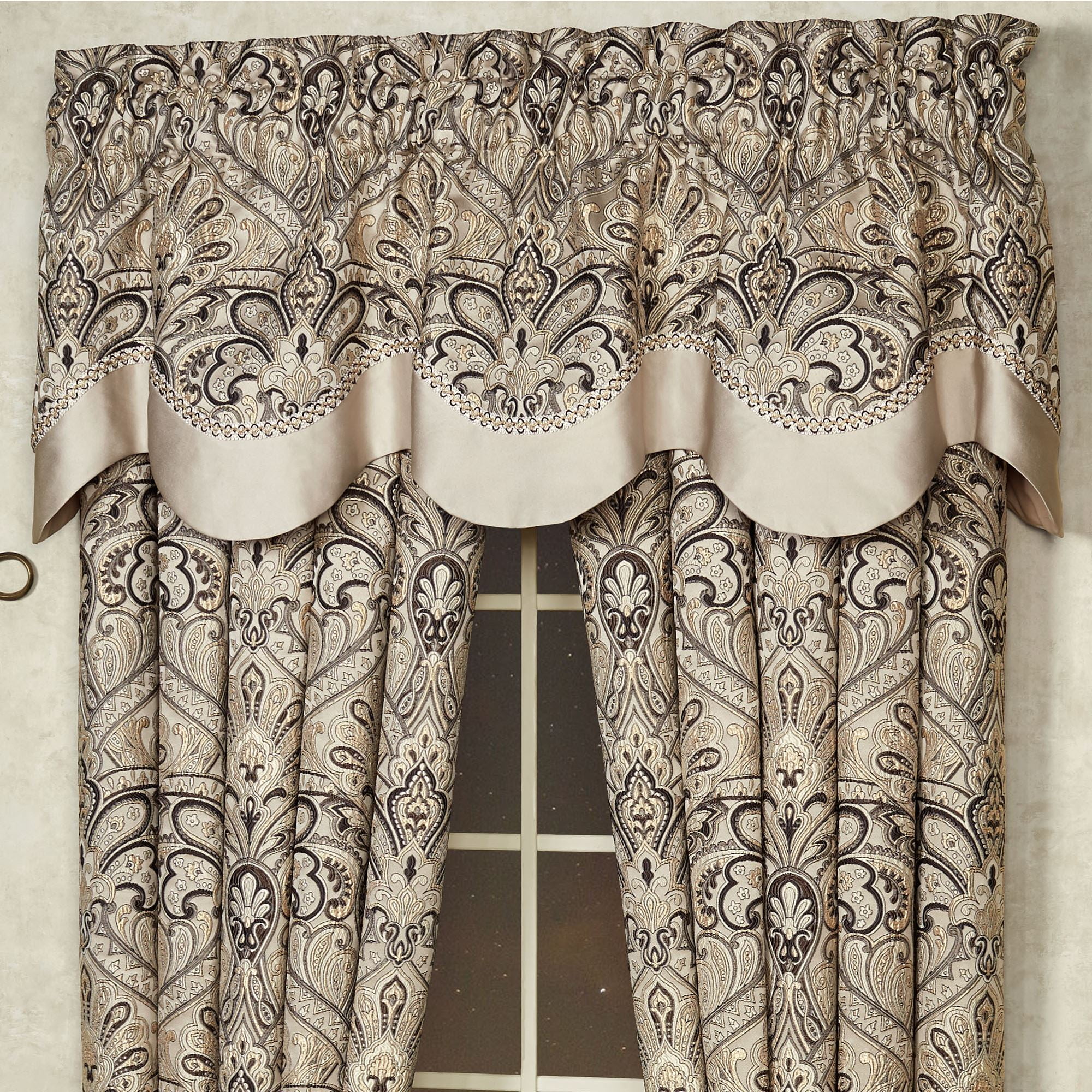 Landon Scalloped Woven Jacquard Medallion Gold Beige Valance Valance ...
