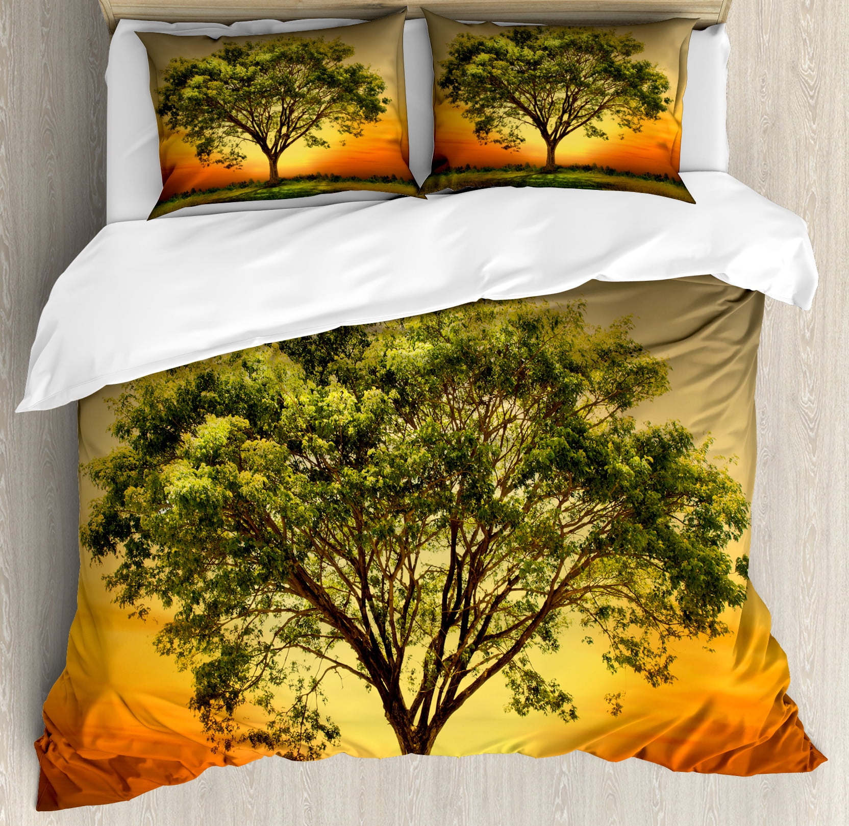 Landscape Duvet Cover Set, Sunset Scenery in a Valley with a Big Old ...
