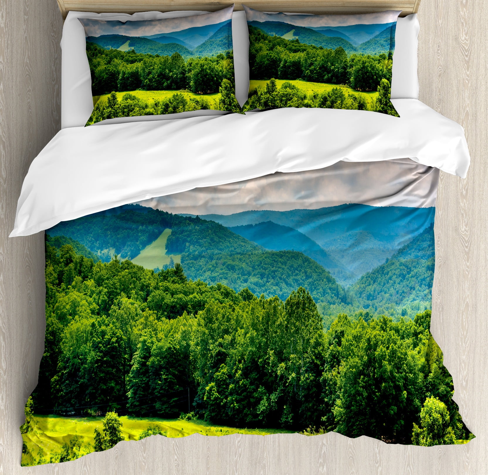 Landscape Duvet Cover Set, View of Mountains in Potomac Highlands of ...