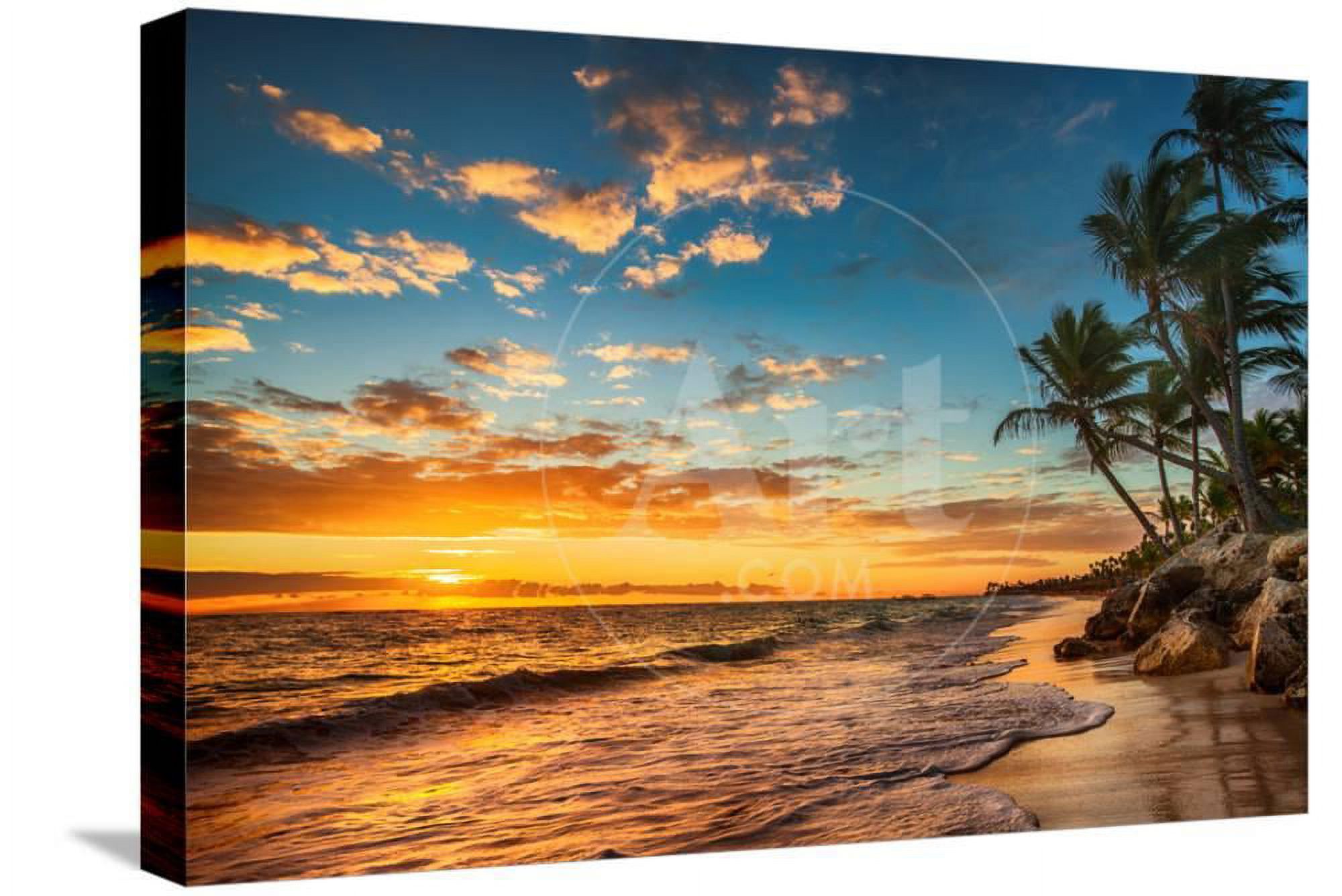 Landscape of Paradise Tropical Island Beach, Sunrise Shot, Scenic ...