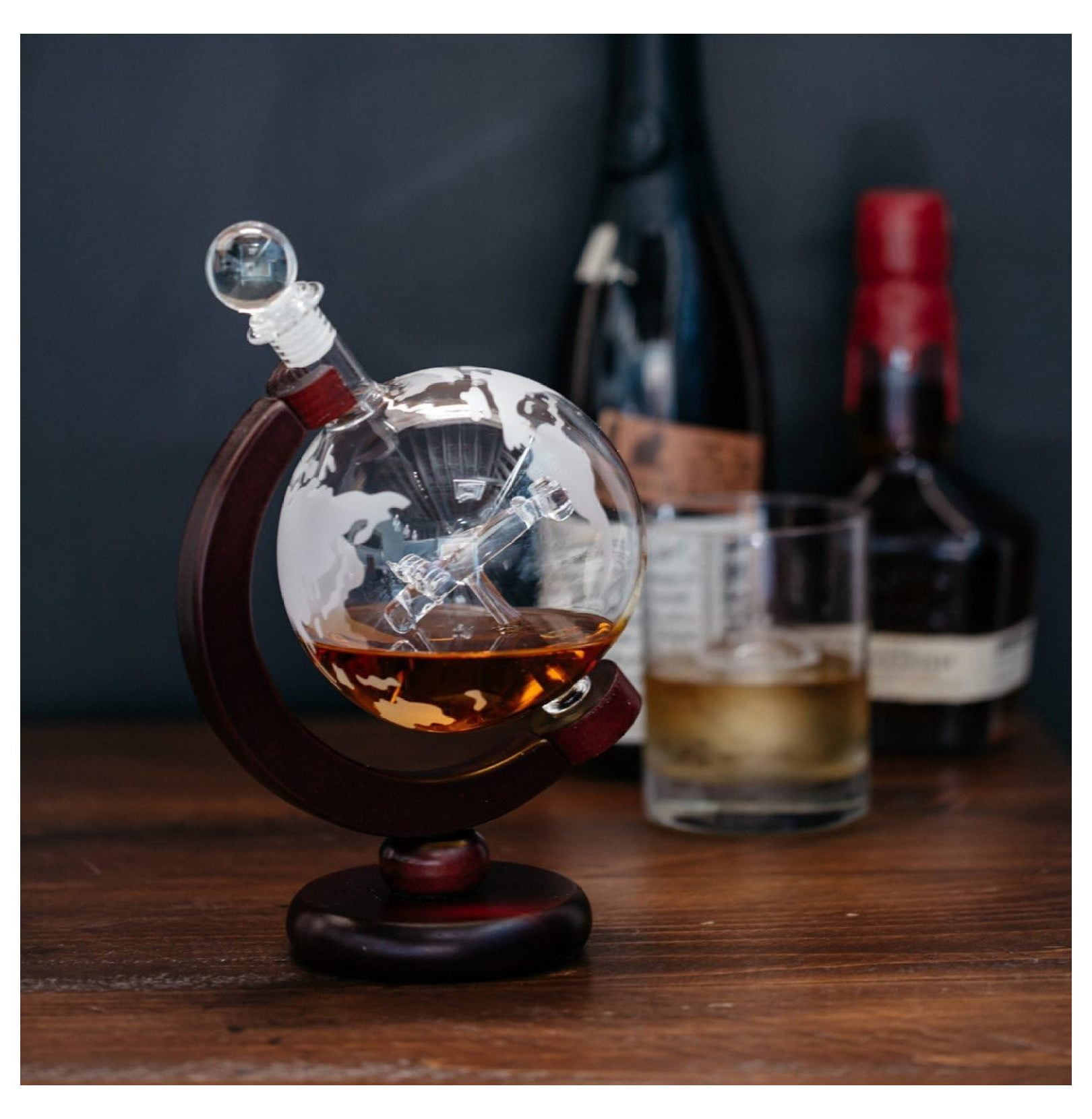 Large 50 Oz Handmade Vodka or Liquor Etched Globe Decanter Set with ...