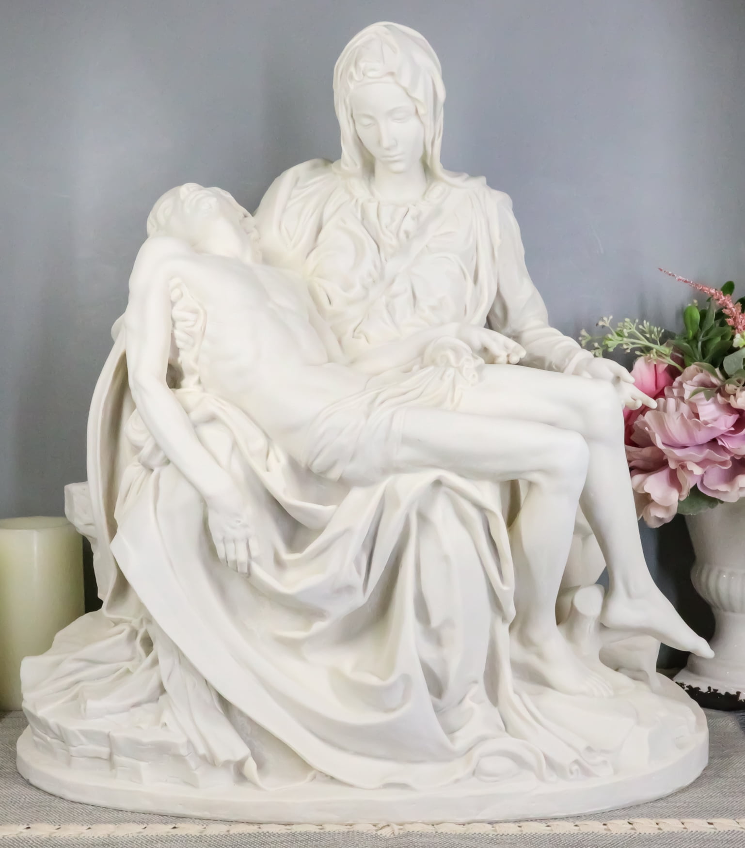 Large Michelangelo Vatican Catholic Reproduction Of La Pieta Statue 18. ...