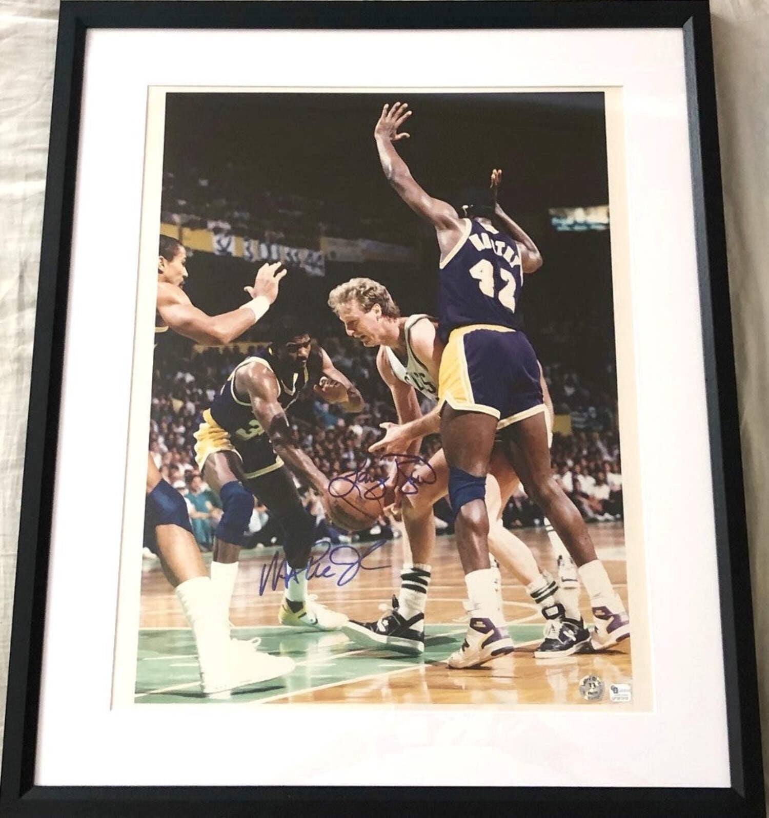 Larry Bird and Magic Johnson autographed 16x20 poster size photo framed (Schwartz Sports ...