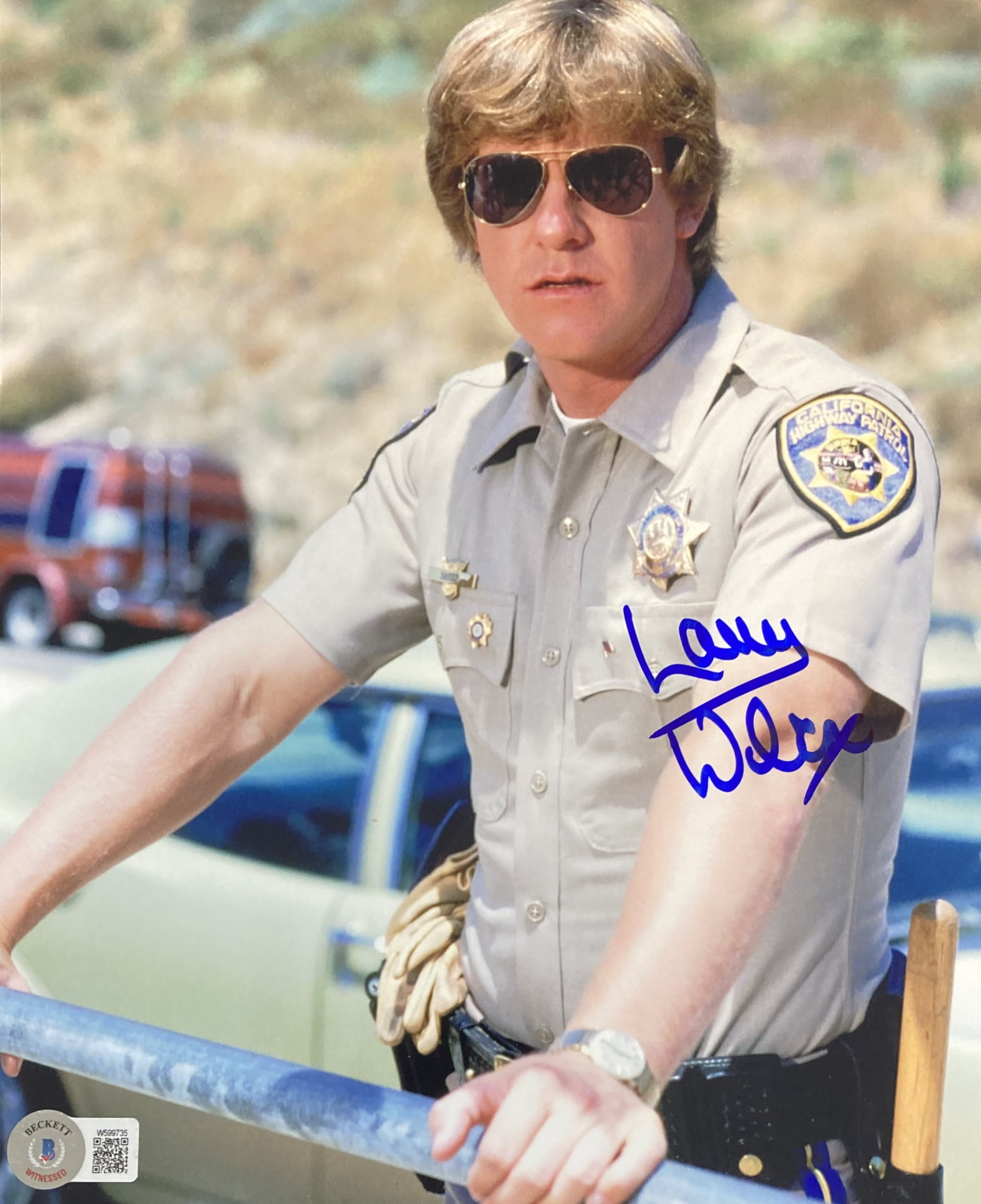 Larry Wilcox Signed 8x10 CHIPS Sunglasses Photo BAS ITP - Walmart.com