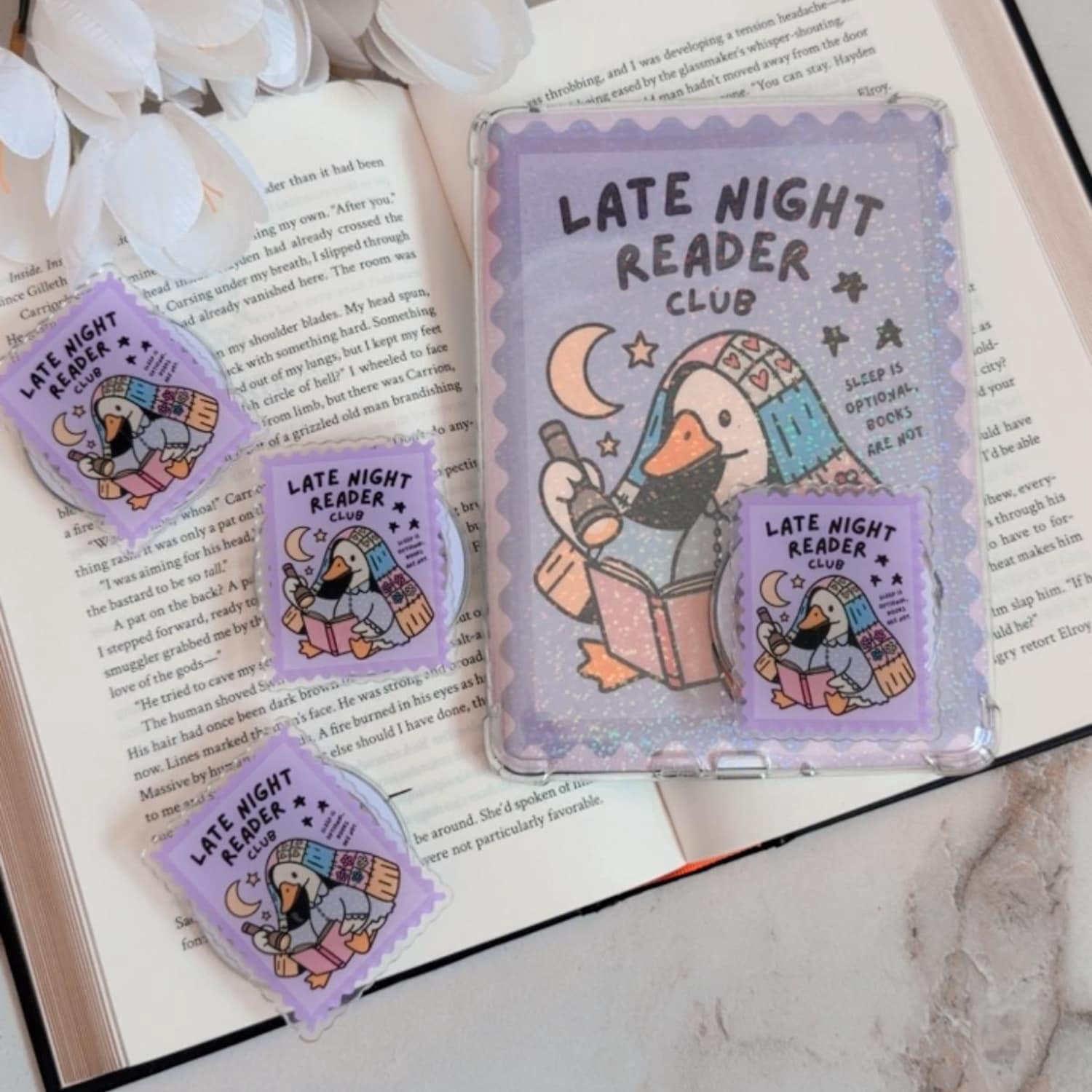Late night reader Goose E-reader Grip,Silly Goose book club E-Reader ...